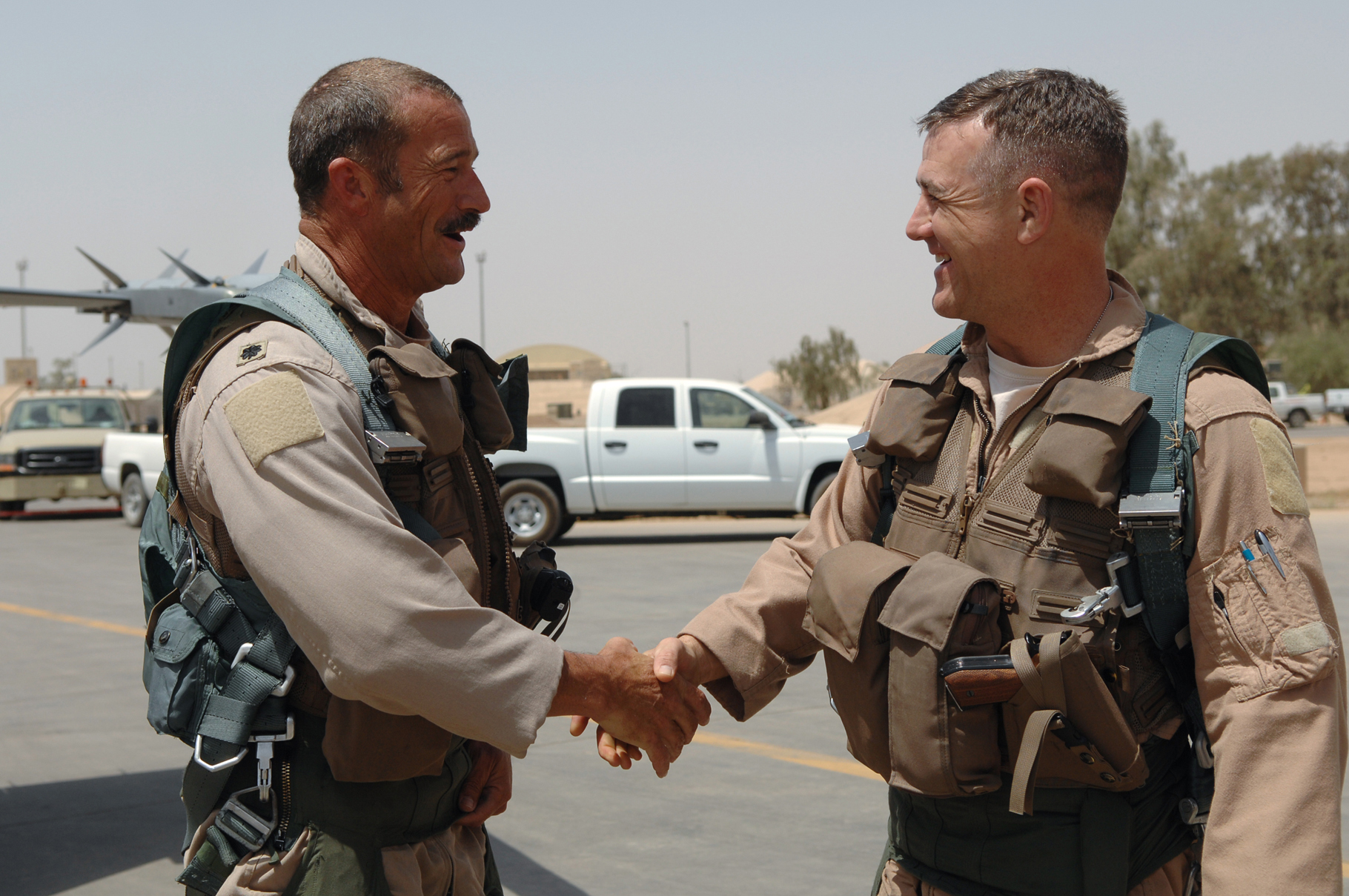 Air Force pilot breaks own world aviation record > Air Force > Article ...