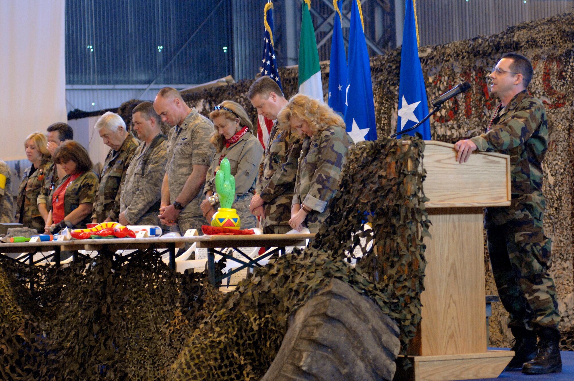 Godfather of Maintenance visits Aviano > Aviano Air Base > Display