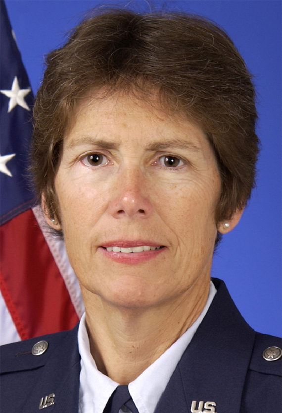 Leader of 333rd TRS retires