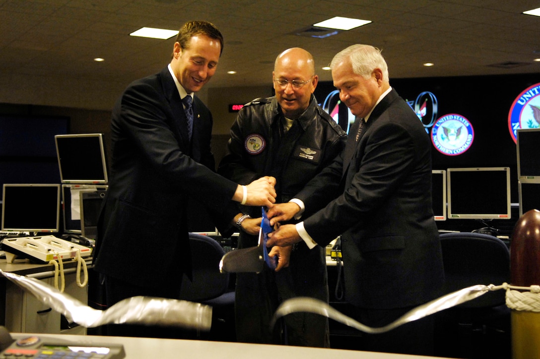 Left to right, Canadian National Defense Minister Peter G. MacKay, U.S ...