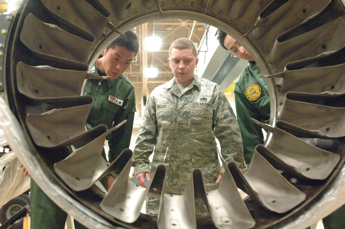 U.S., Japanese forces join together for bilateral exchange > Misawa Air ...