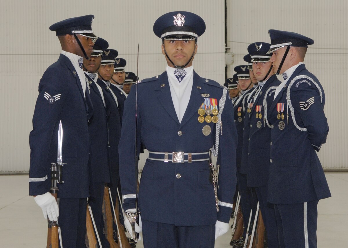 AF Honor Guard Drill Team connects with Warriors of the North > Grand ...