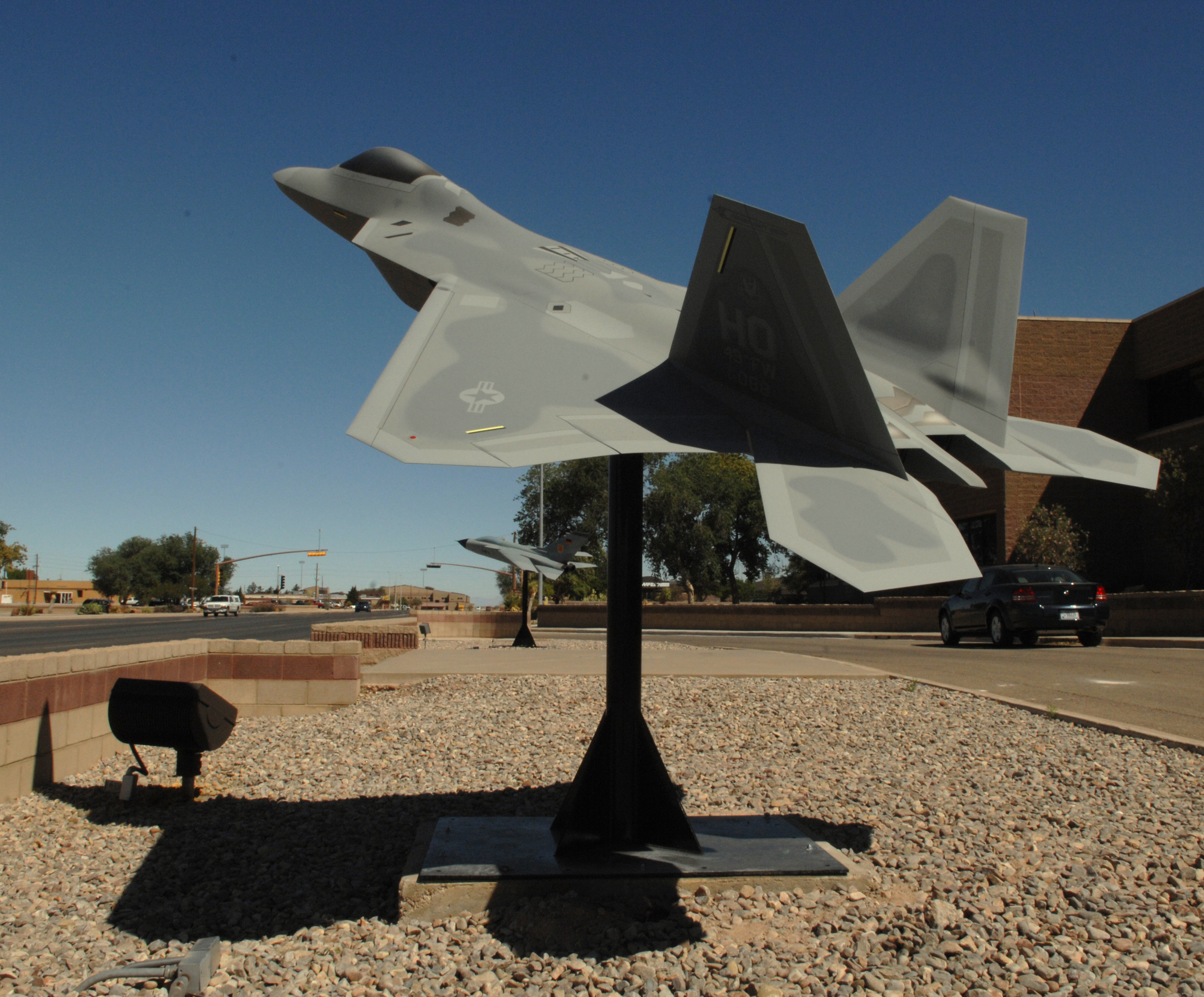 F-22 display debut > Holloman Air Force Base > Article Display
