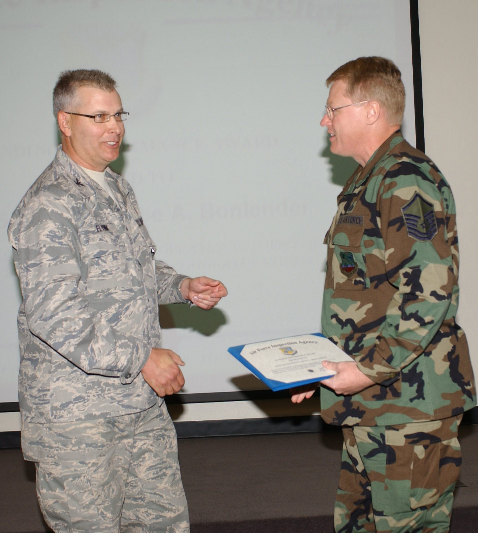 Arizona fighter wing earns “outstanding” HSI rating > 162nd Wing > News