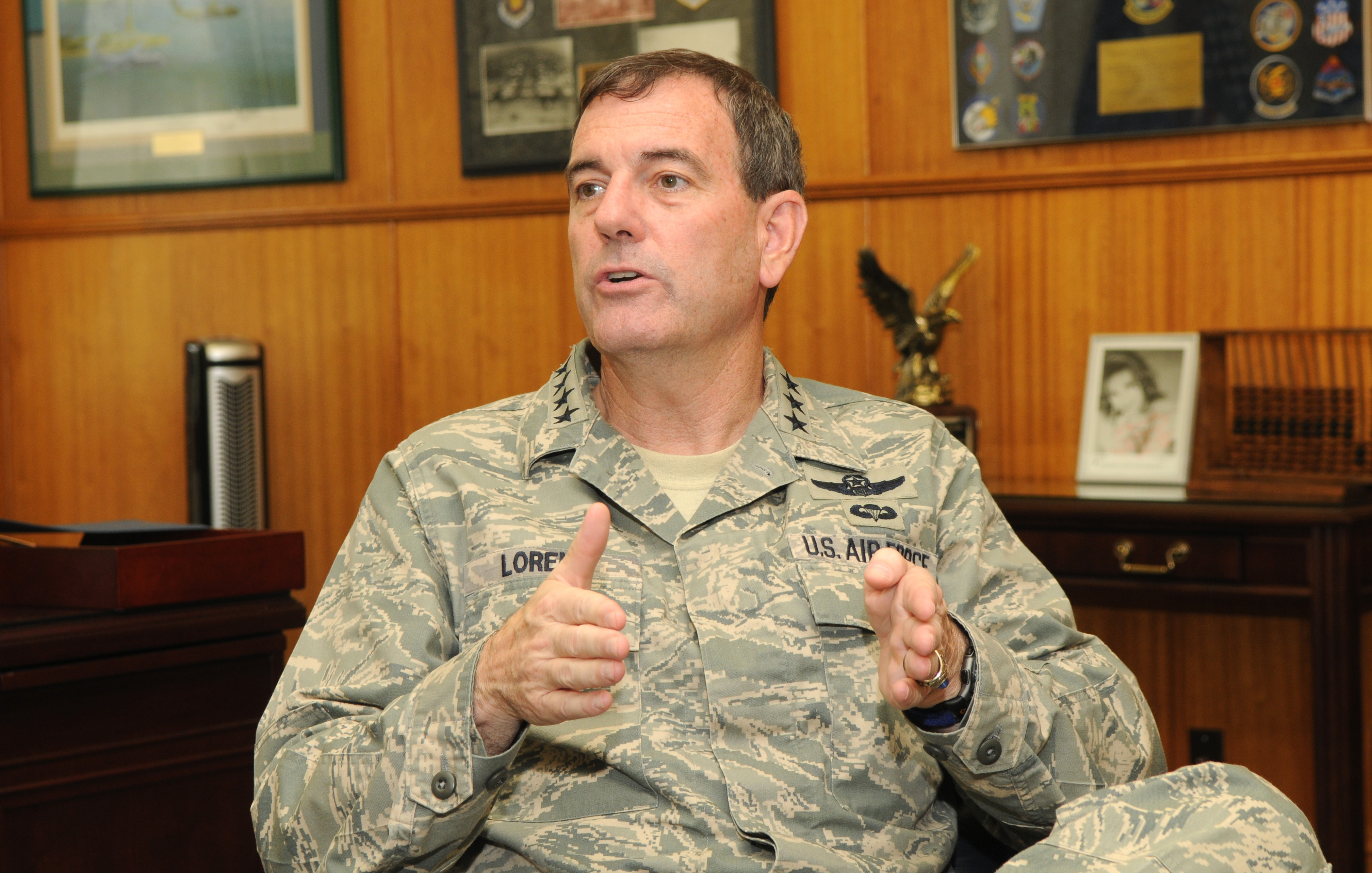General Lorenz speaks on AETC Commanders Conference