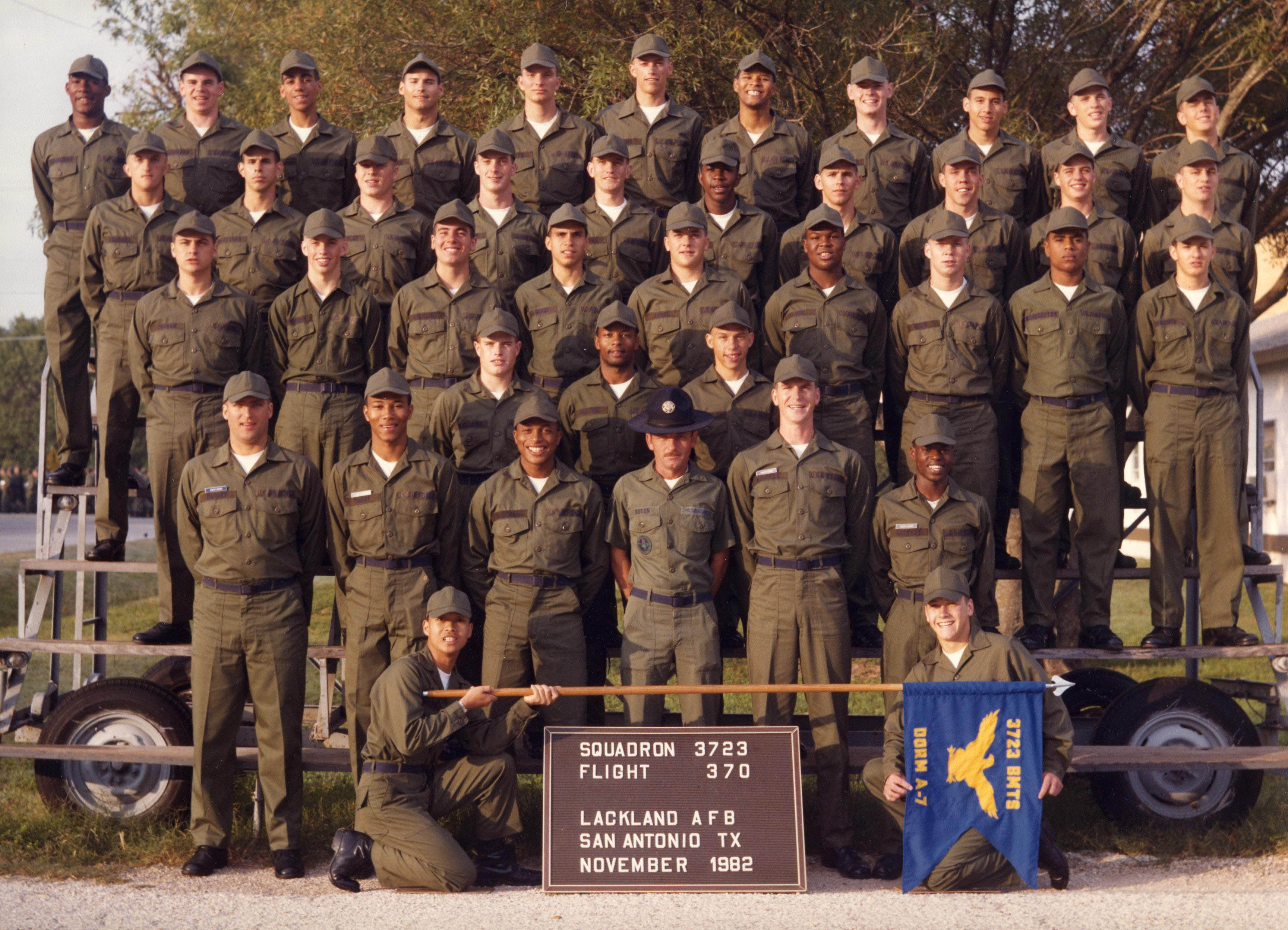 3723 Flt 370 Nov 1982