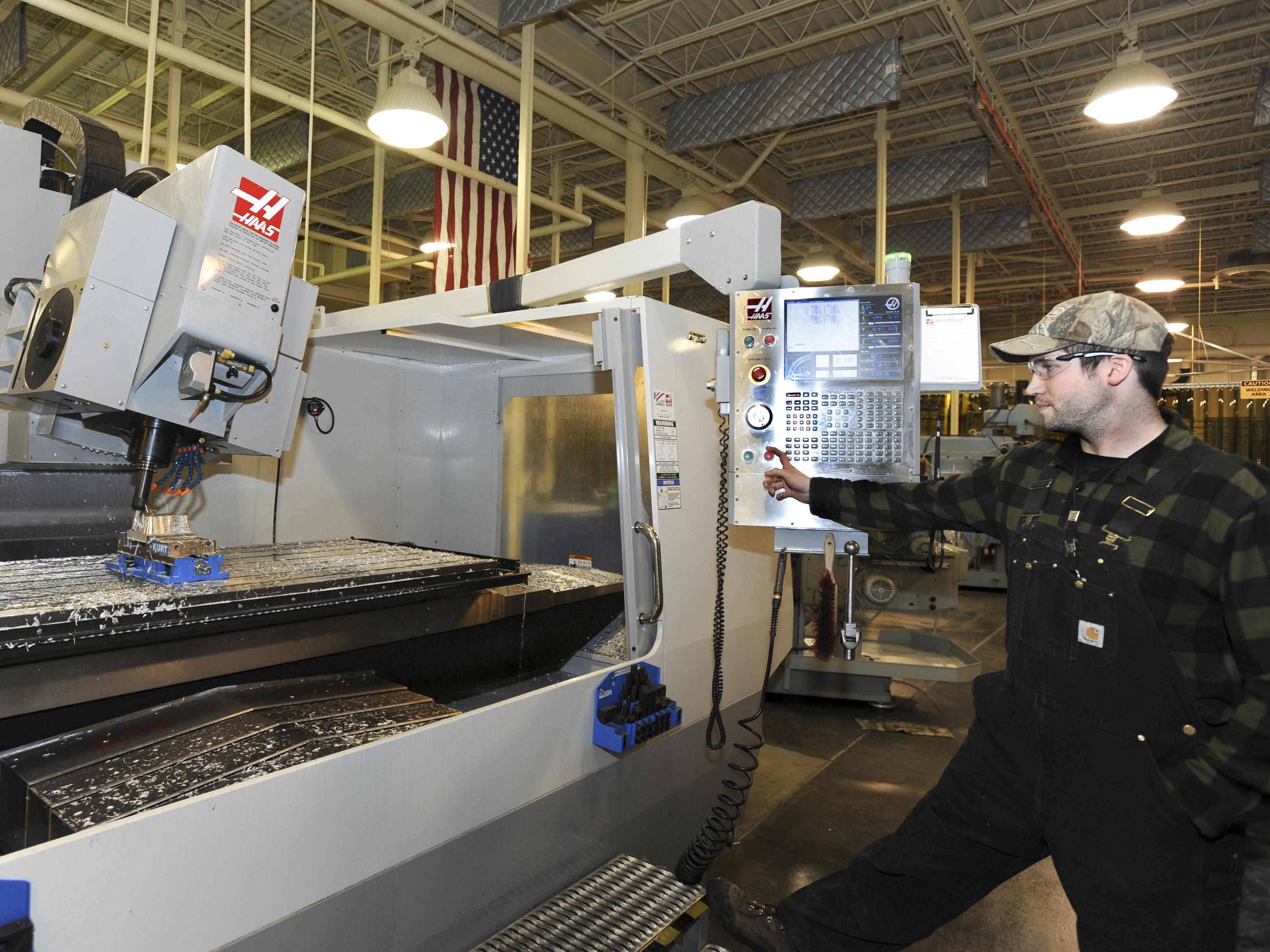 Metals Tech keeps wing moving > Joint Base Elmendorf-Richardson > News