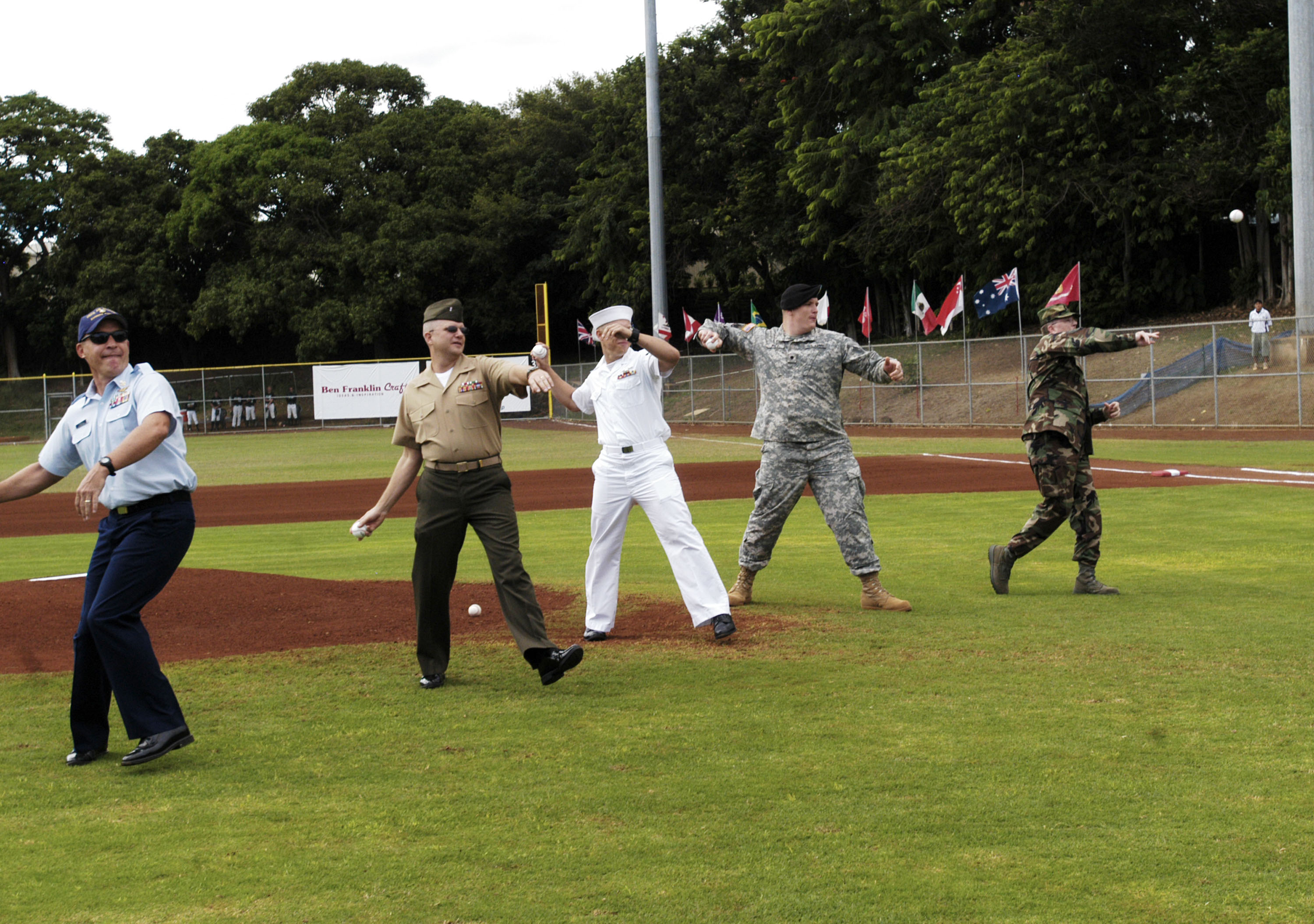 Hawaii Winter Baseball honors military > United States Marine Corps ...