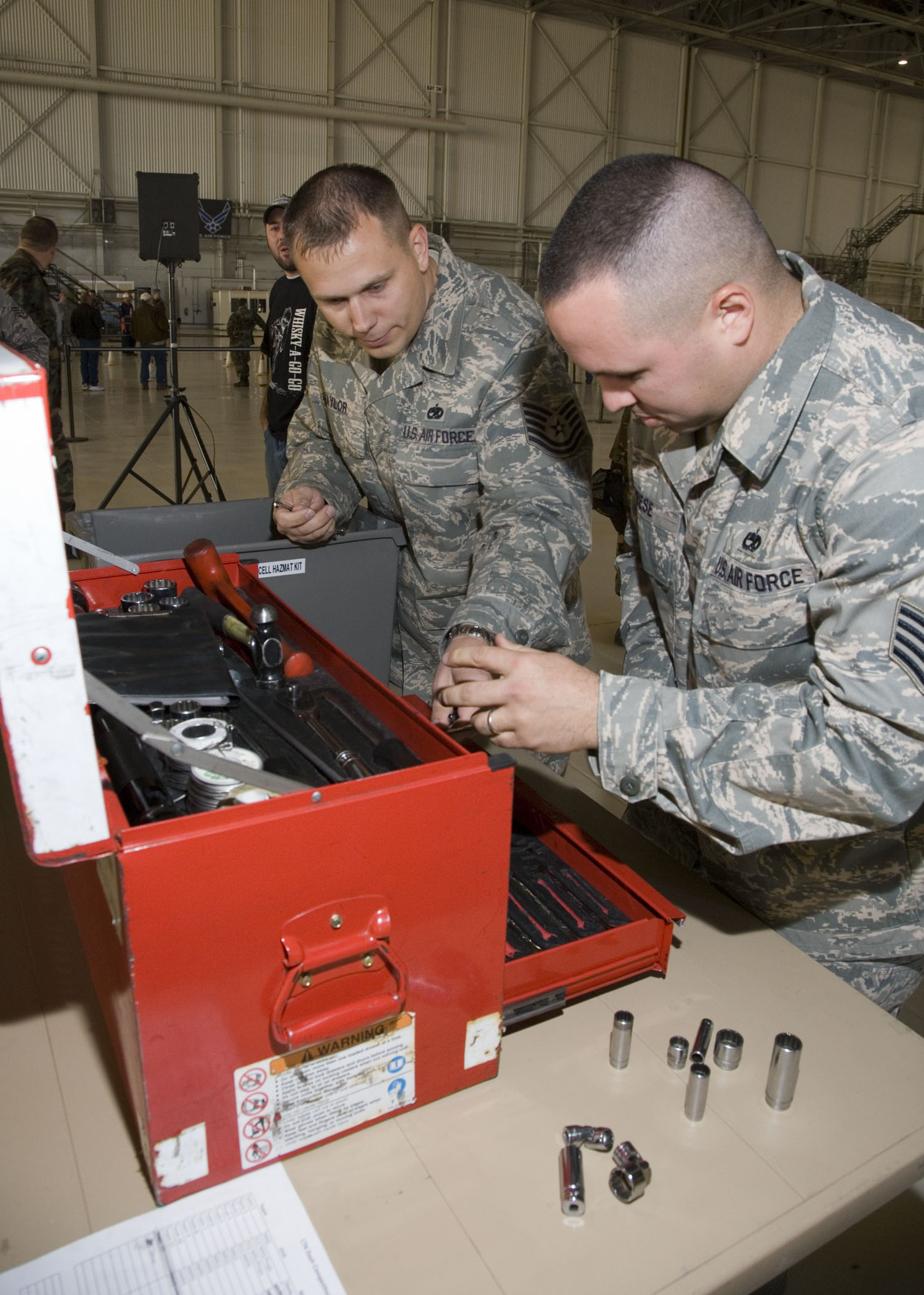 412th MXG hosts first Maintenance Olympics > Edwards Air Force Base > News