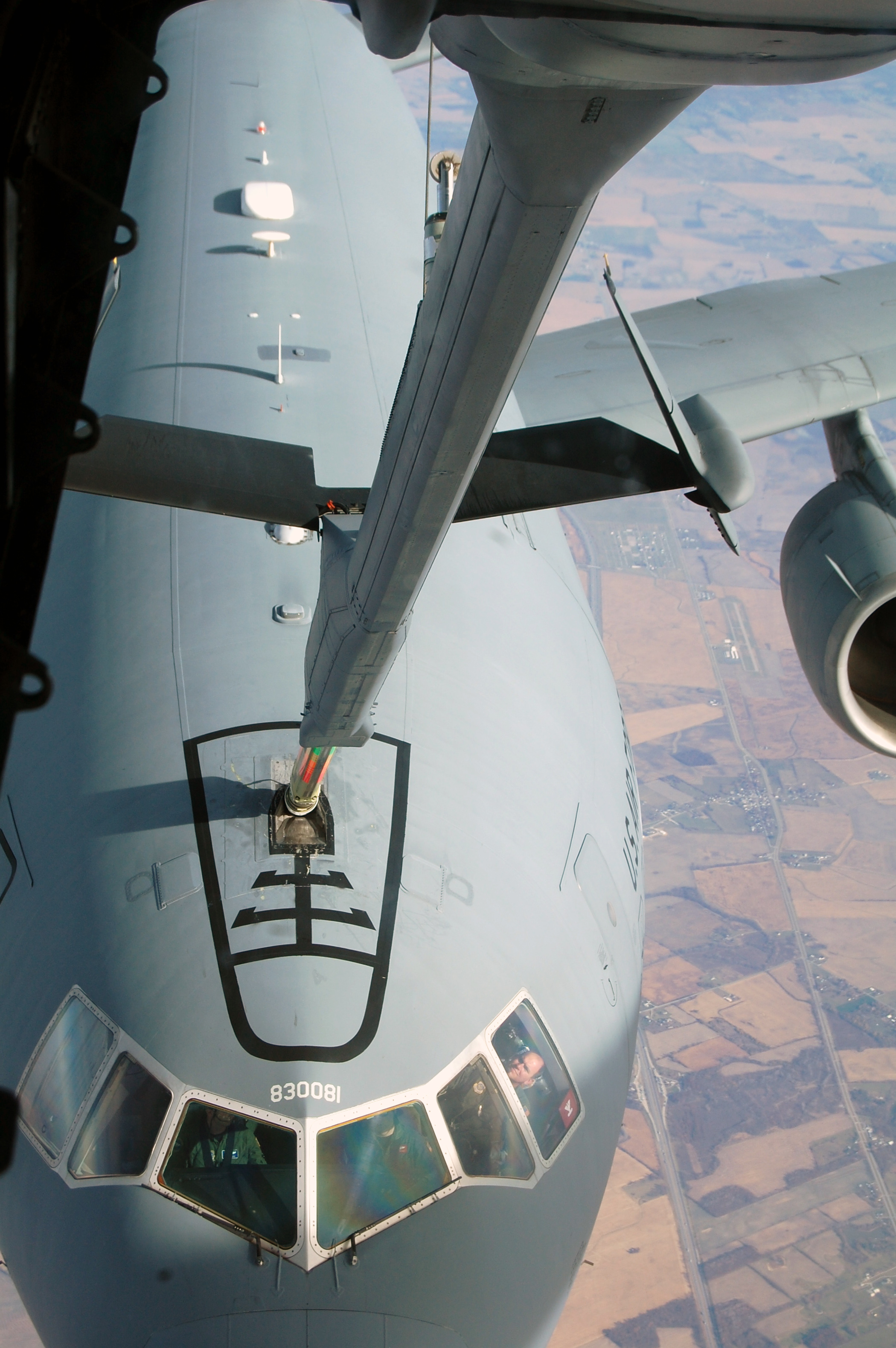 KC-10 refueling