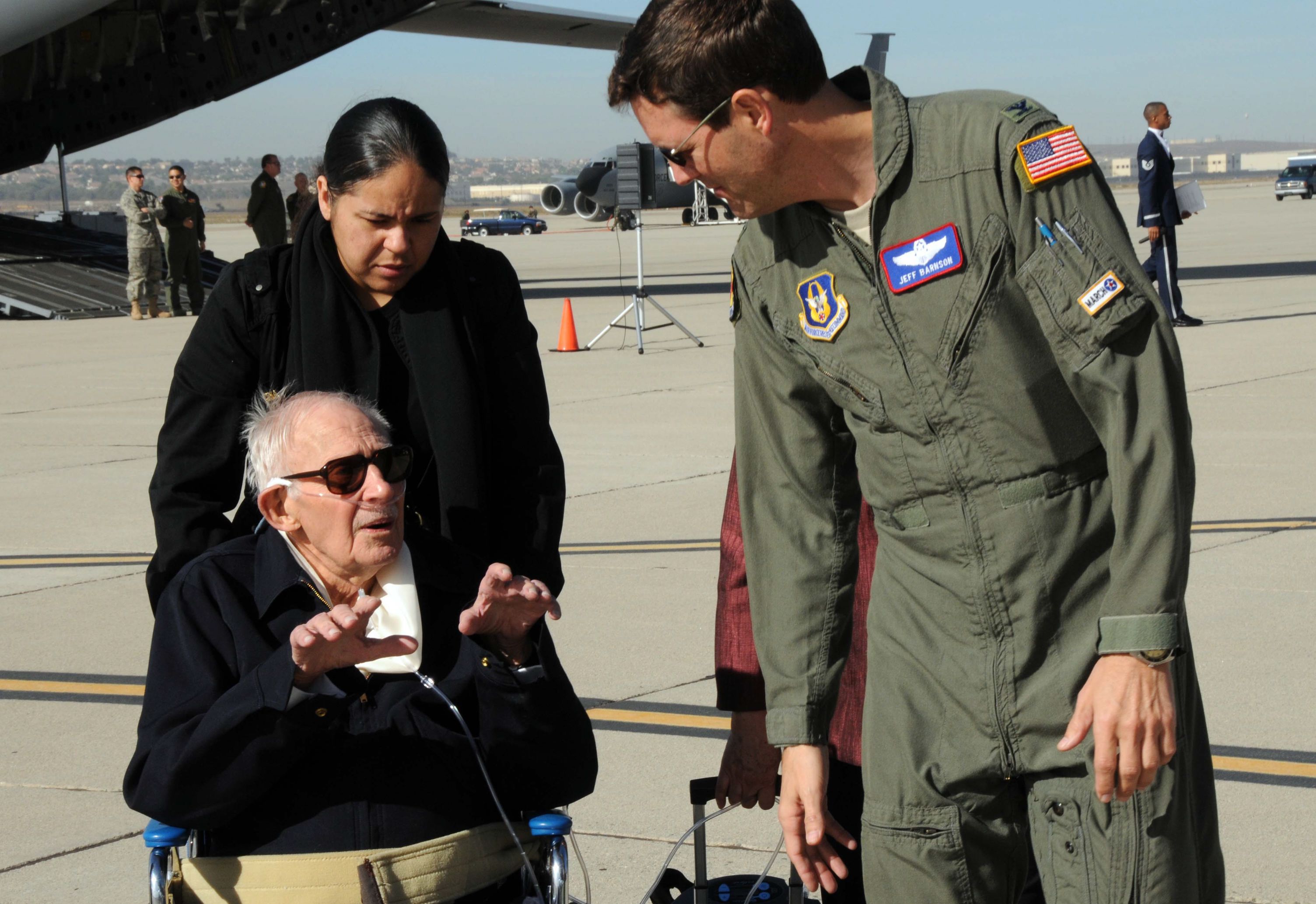 March ARB hosts flights for media, entertainers > March Air Reserve ...