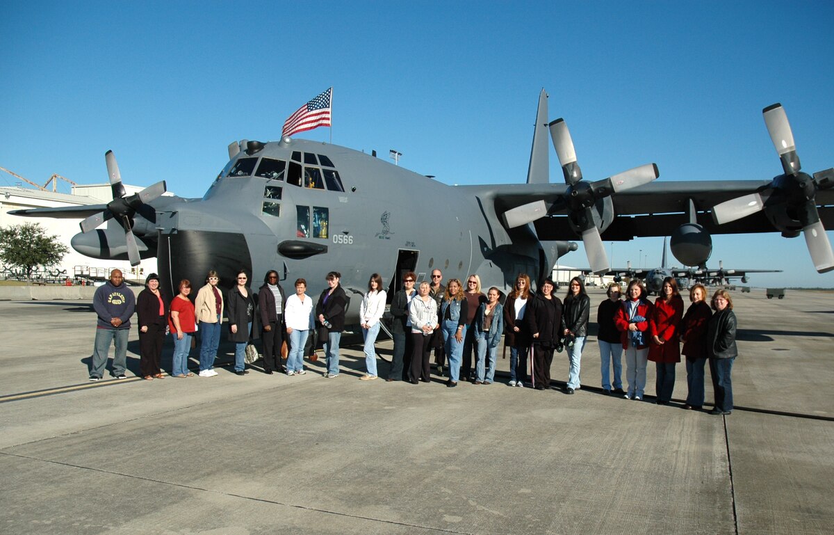 919th SOW salutes spouses with special day > 919th Special Operations ...