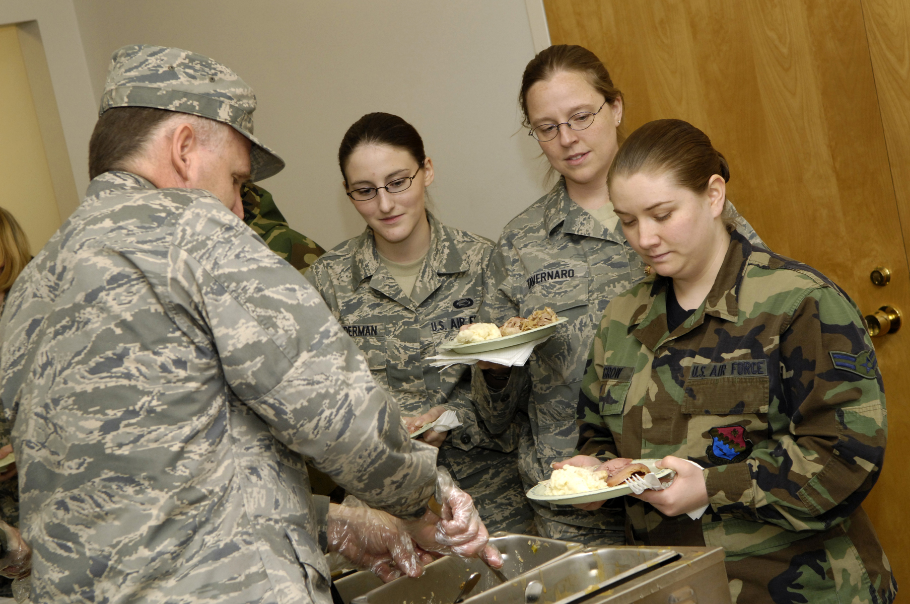 ABW leadership serves up Wingman Day celebration > Hanscom Air Force ...