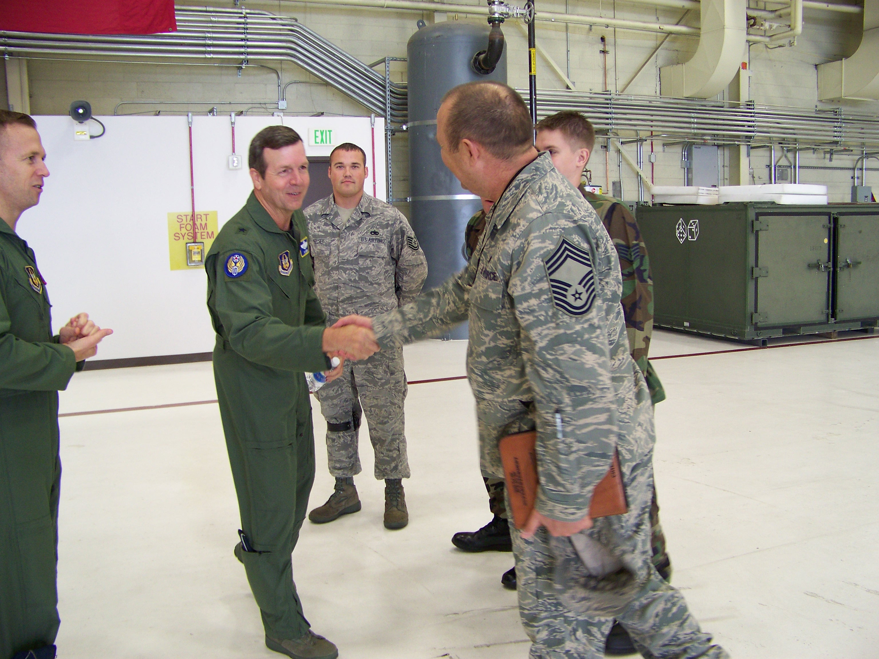 10th Air Force Commander visits the Arctic Reserve