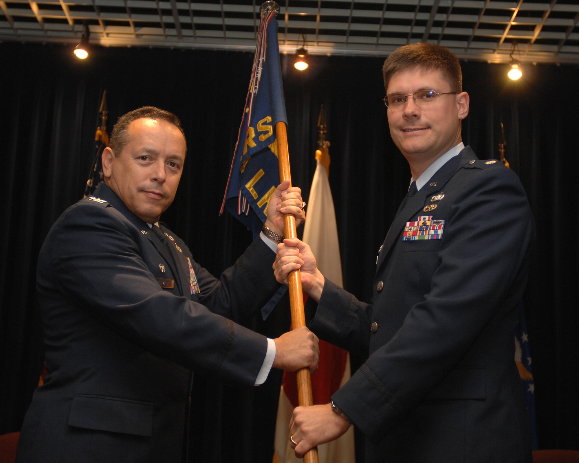 374th LRS Airman welcomes new commander > Yokota Air Base > Article Display