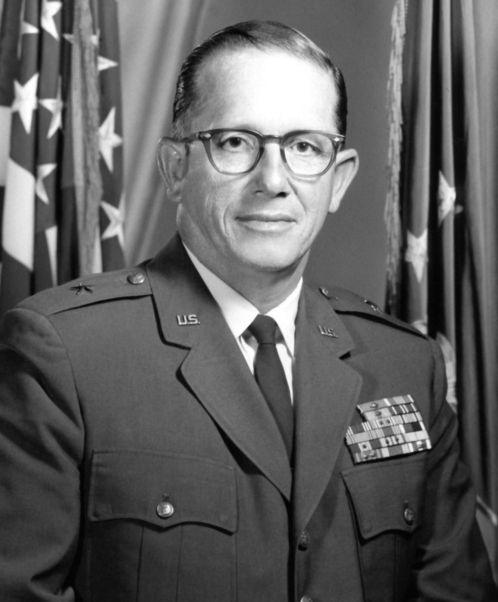 BRIGADIER GENERAL WILLIAM T. MEREDITH > Air Force > Biography Display
