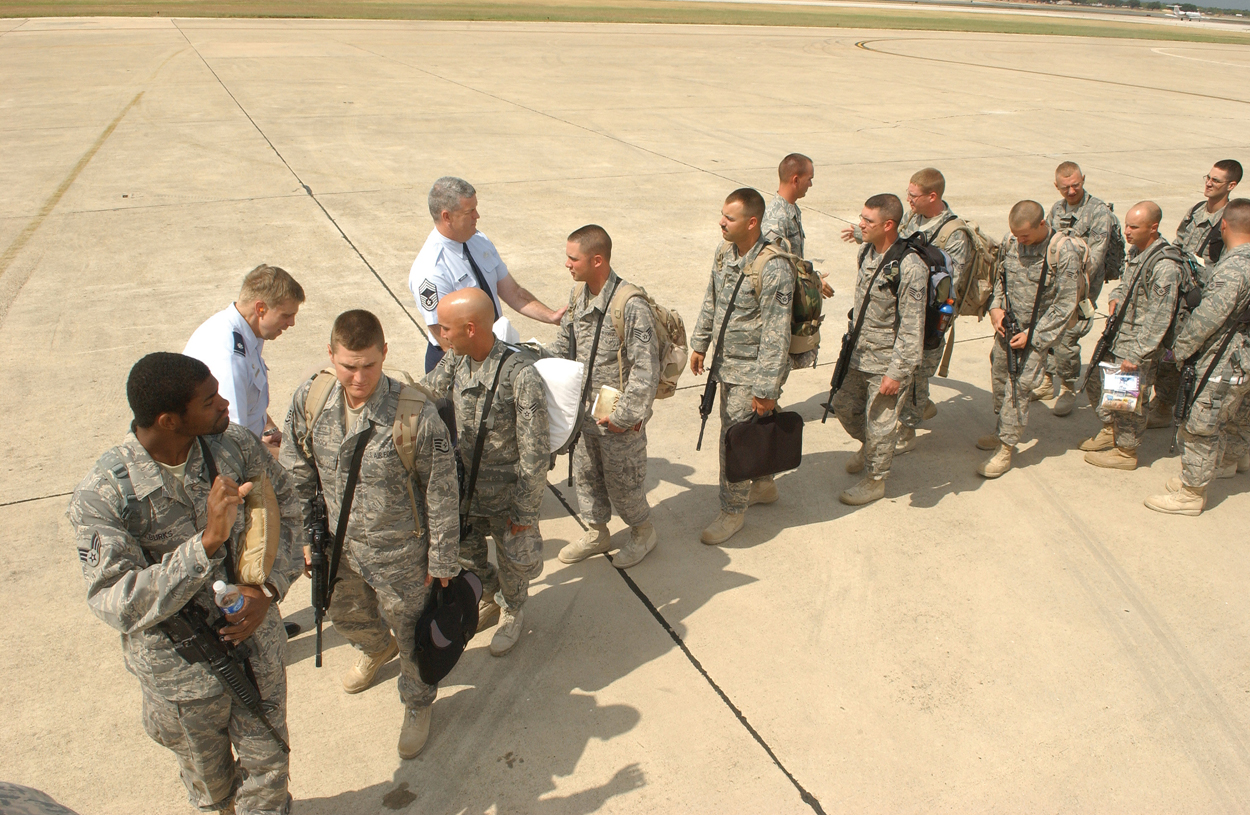 Deployment Processing Center prepares Airmen for GWOT > Joint Base San ...