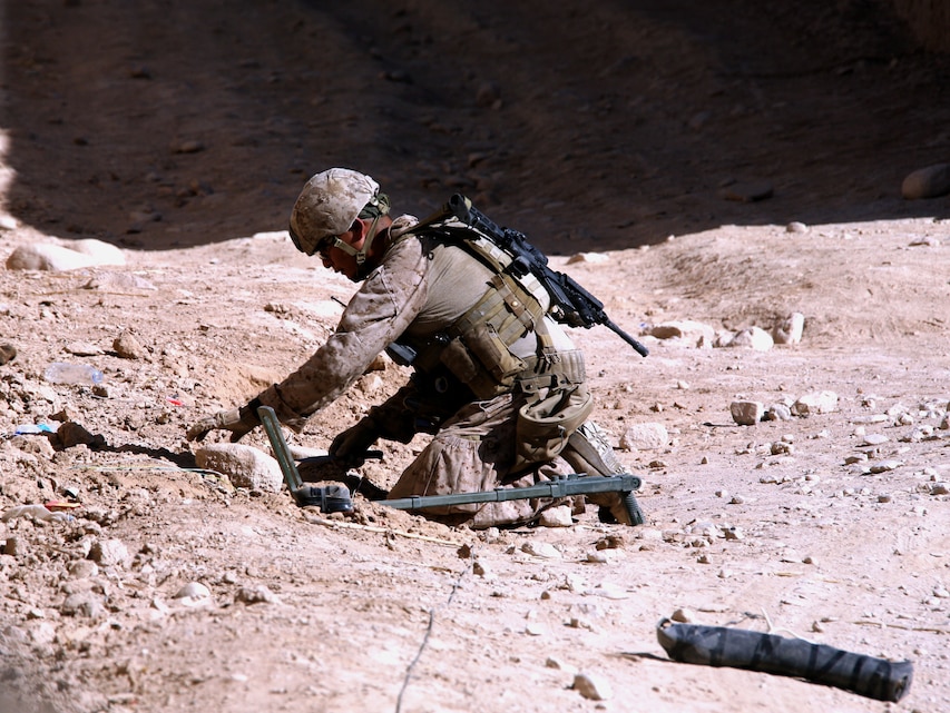 Marines guard against IED threat > 1st Marine Division > Featured News
