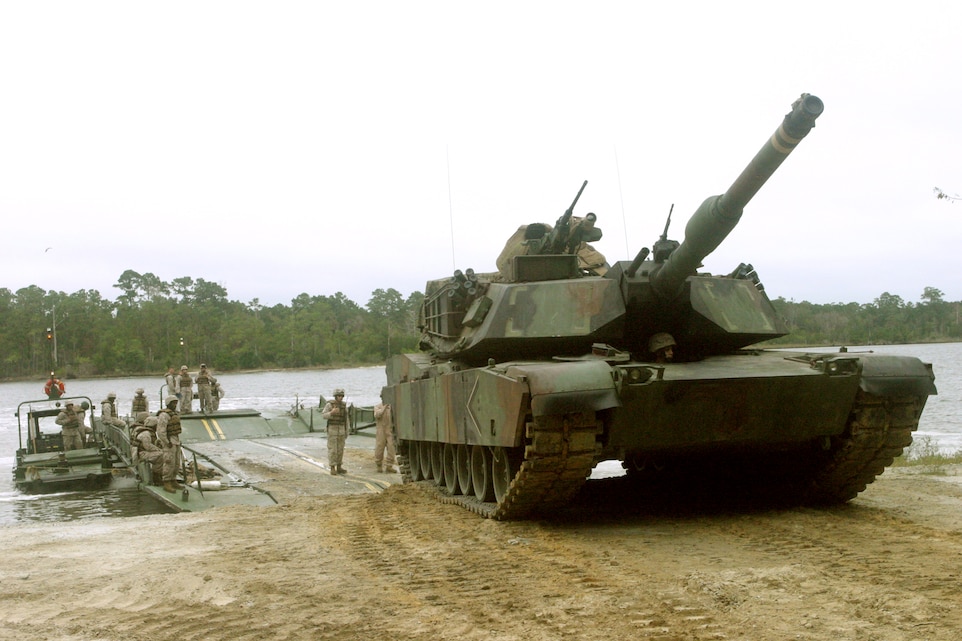 2nd Tanks stay afloat with semi-annual training > 2nd Marine Division ...
