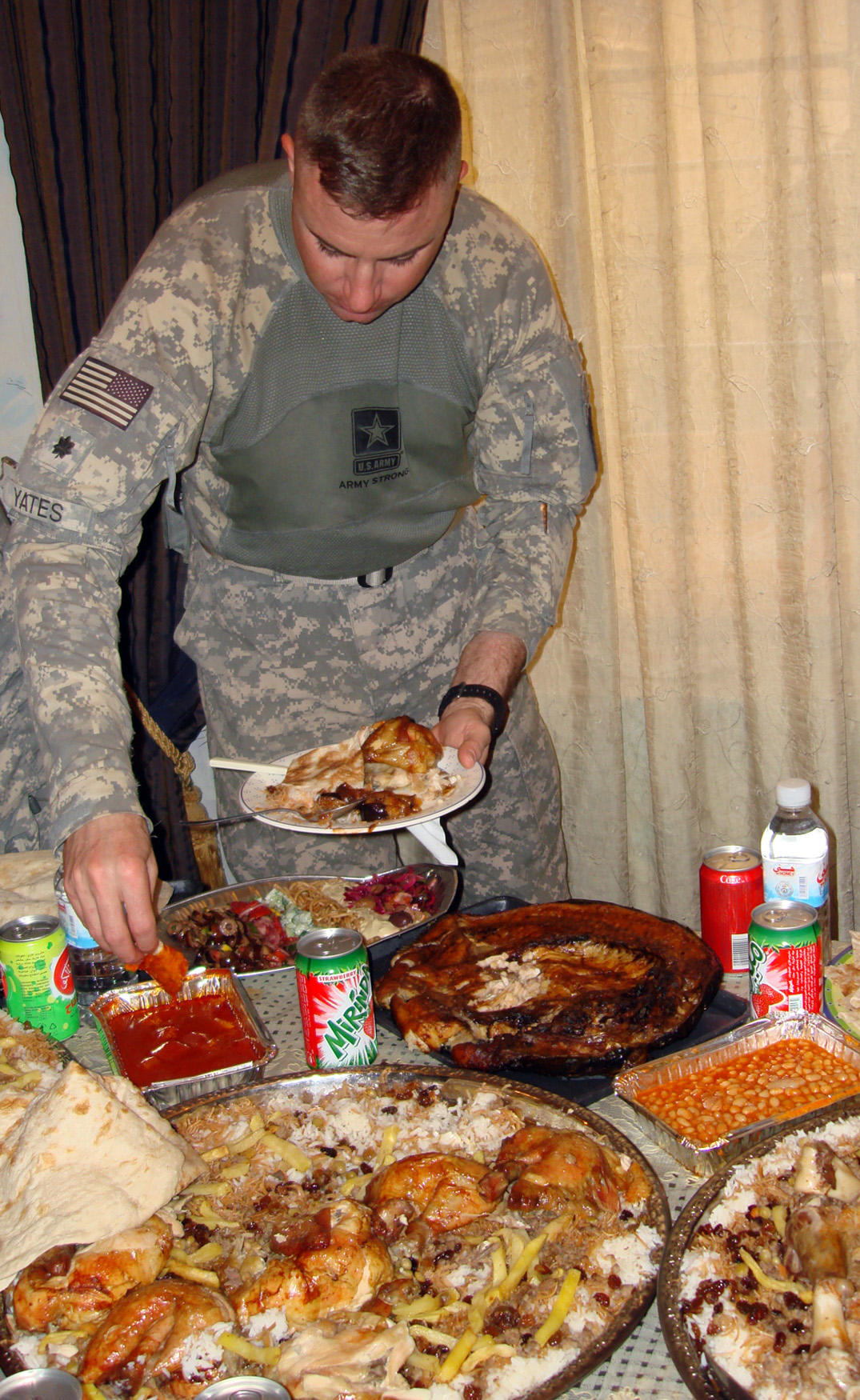 Army Lt. Col. Dennis Yates, commander of the 10th Mountain Division’s ...