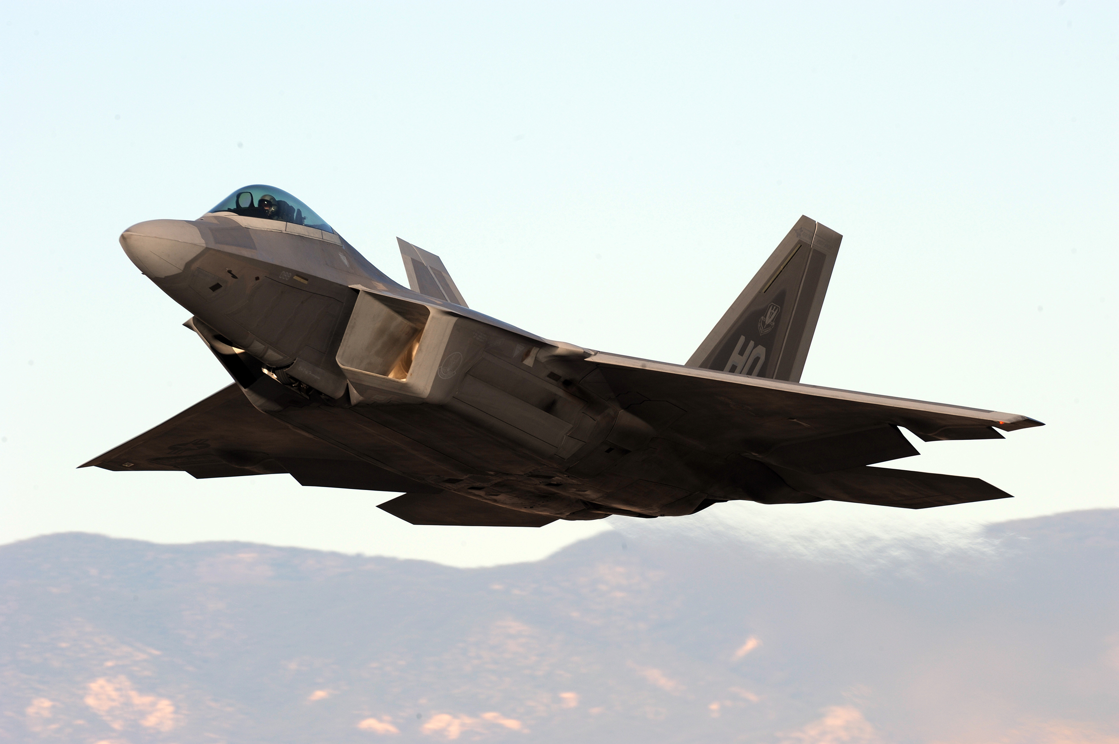 Holloman launches its first F-22 two ship > Holloman Air Force Base ...