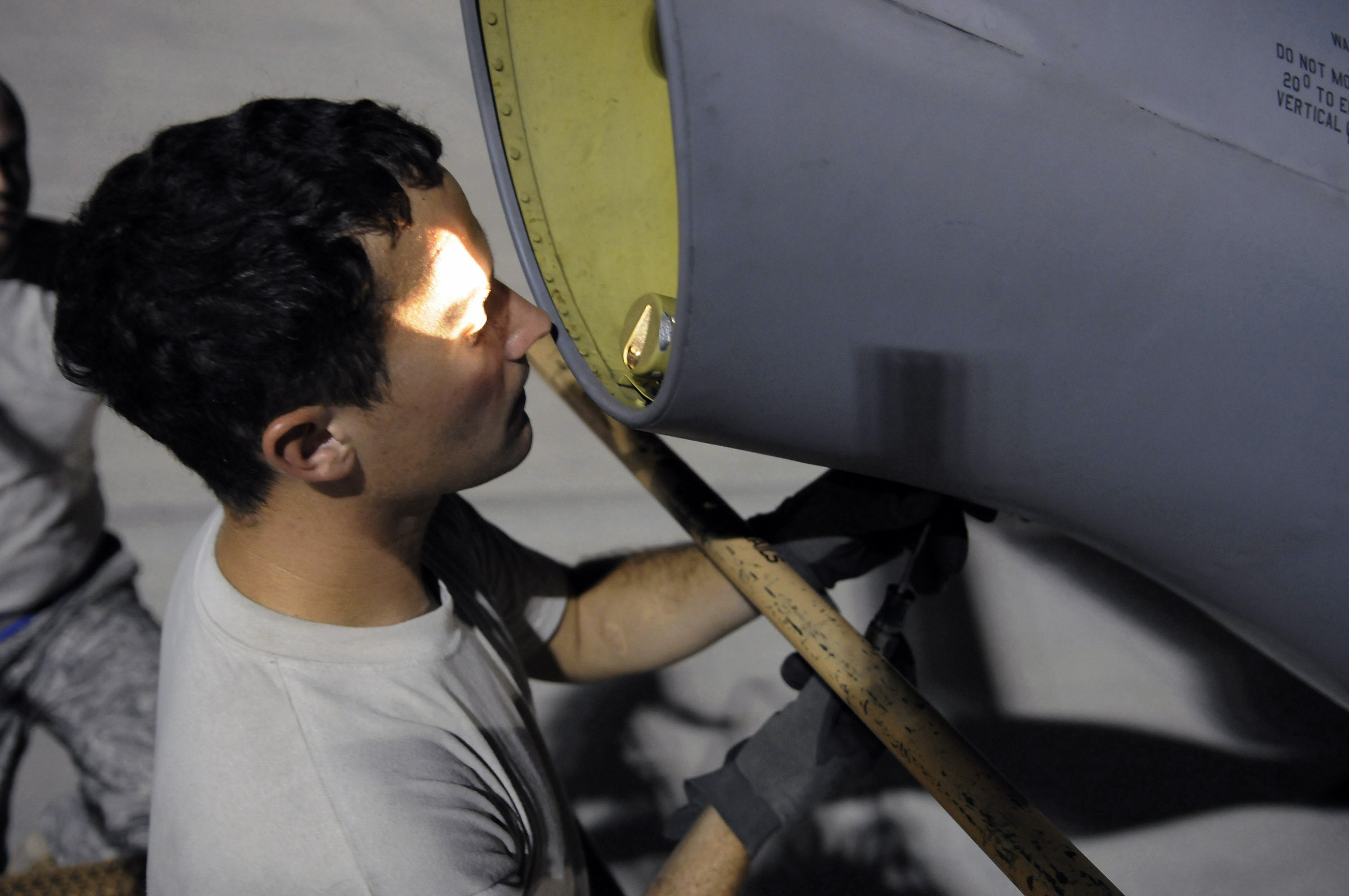 Night light > Air Force > Article Display