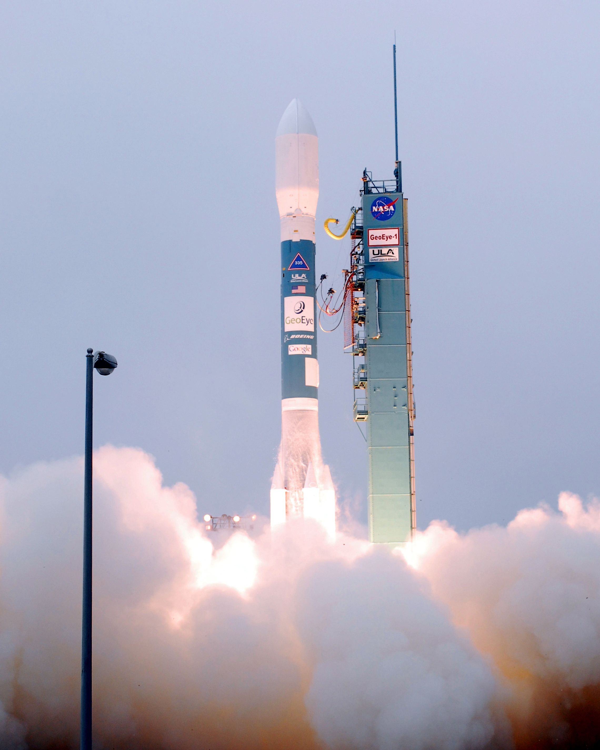 Vandenberg successfully launches Delta II