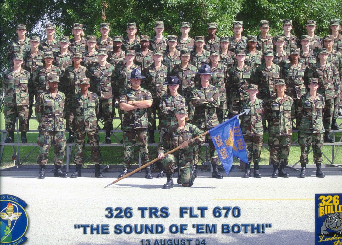 326 Flt 670 Aug 2004