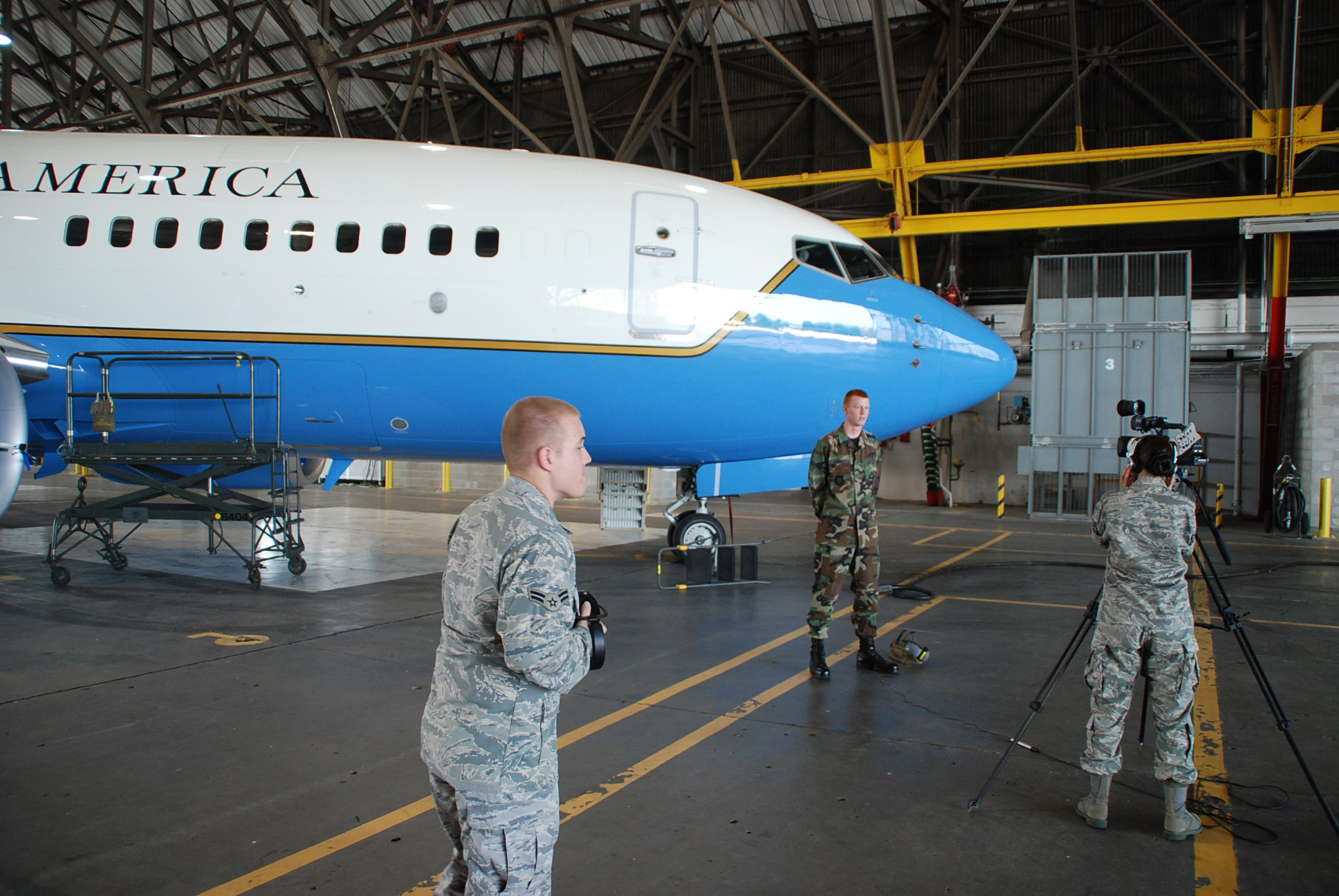 Fellow Airmen become stars > 932nd Airlift Wing > Article Display
