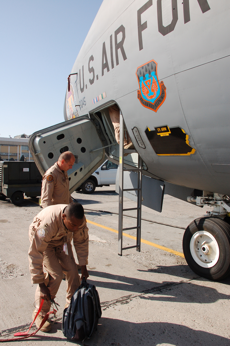Pennsylvania's 171st Air Refueling Wing deploys to Manas