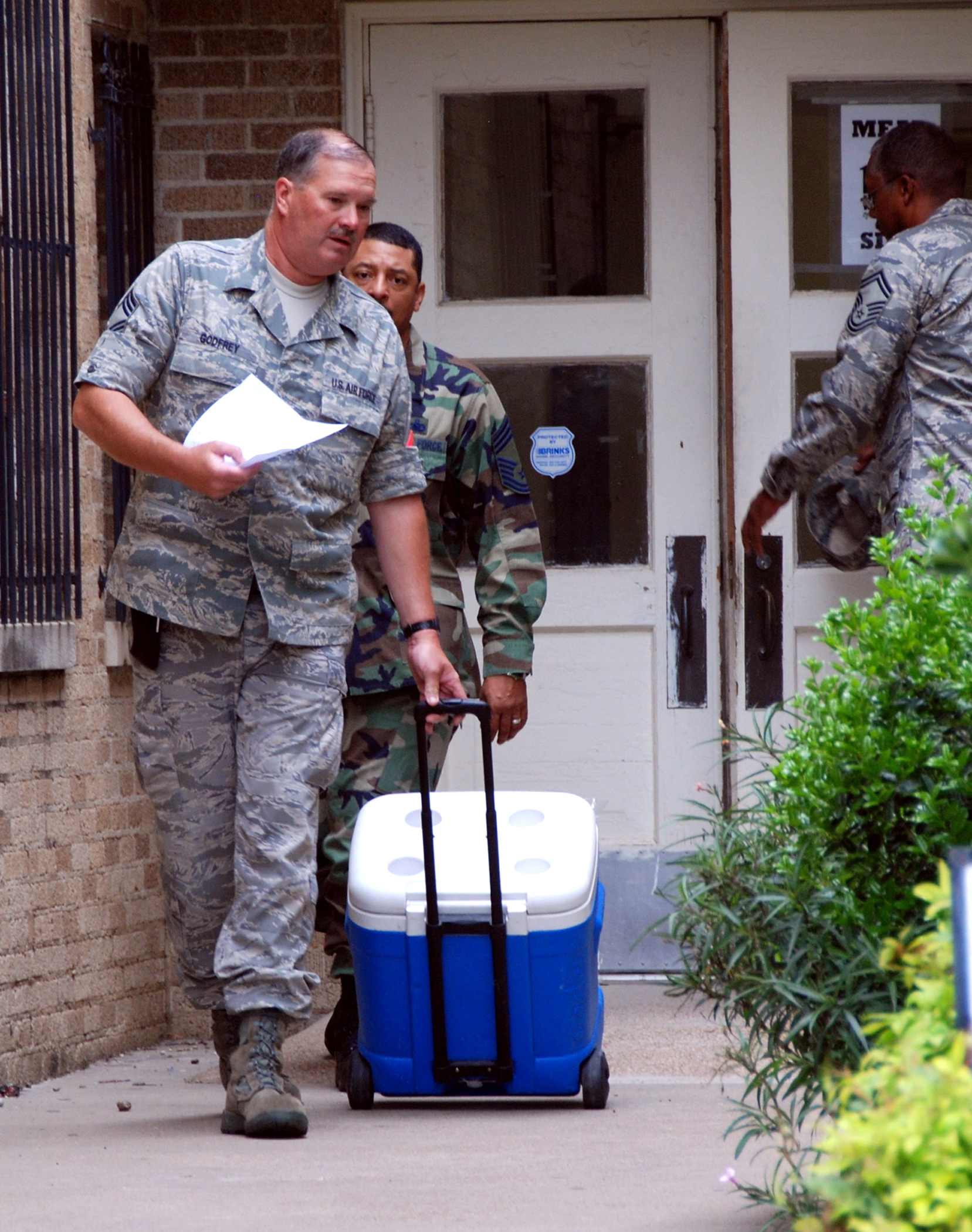 301st enlisted make a true impact with local Meals on Wheels program ...