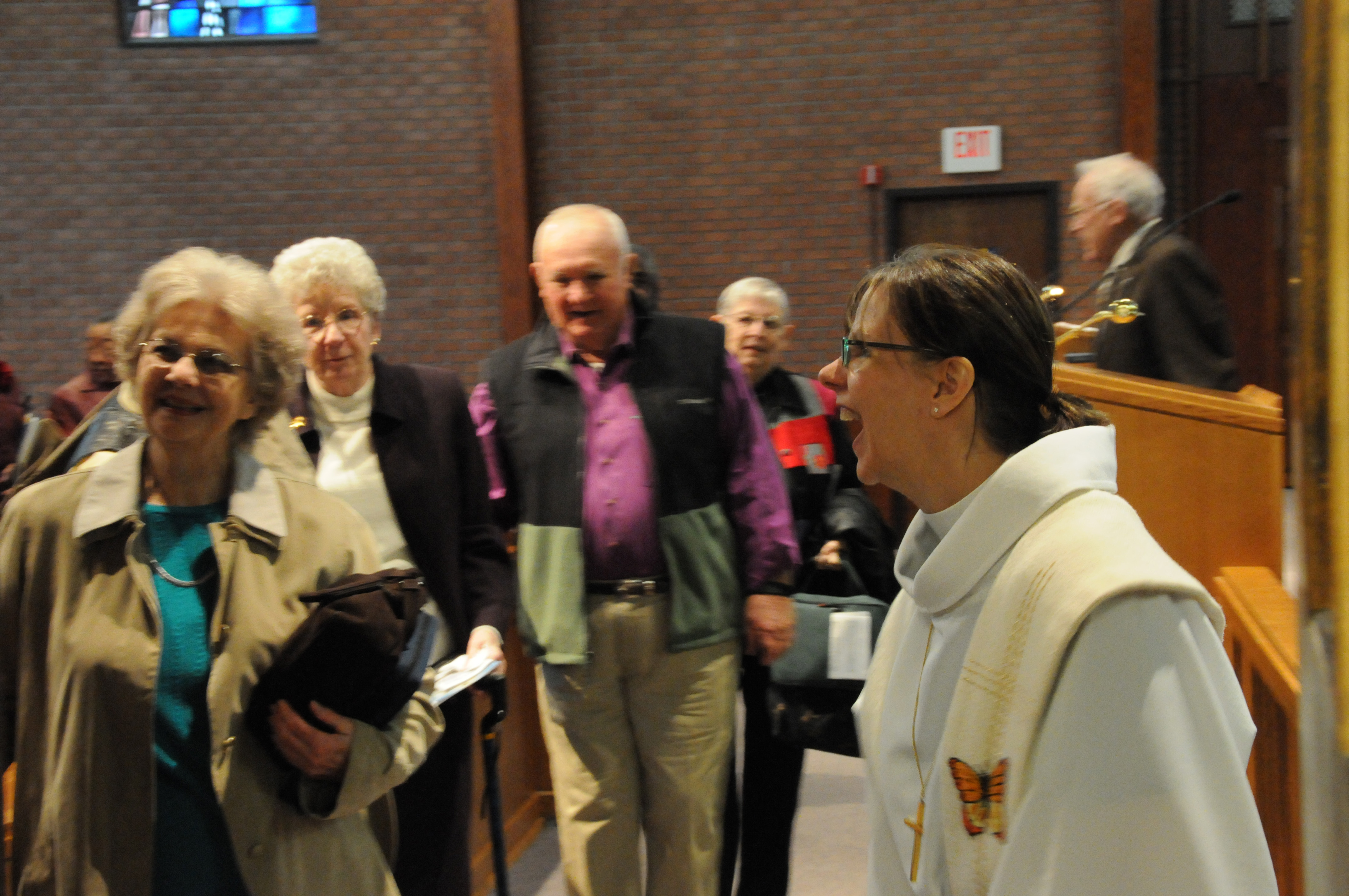 Reserve chaplains supplement base chapel services > 916th Air Refueling ...