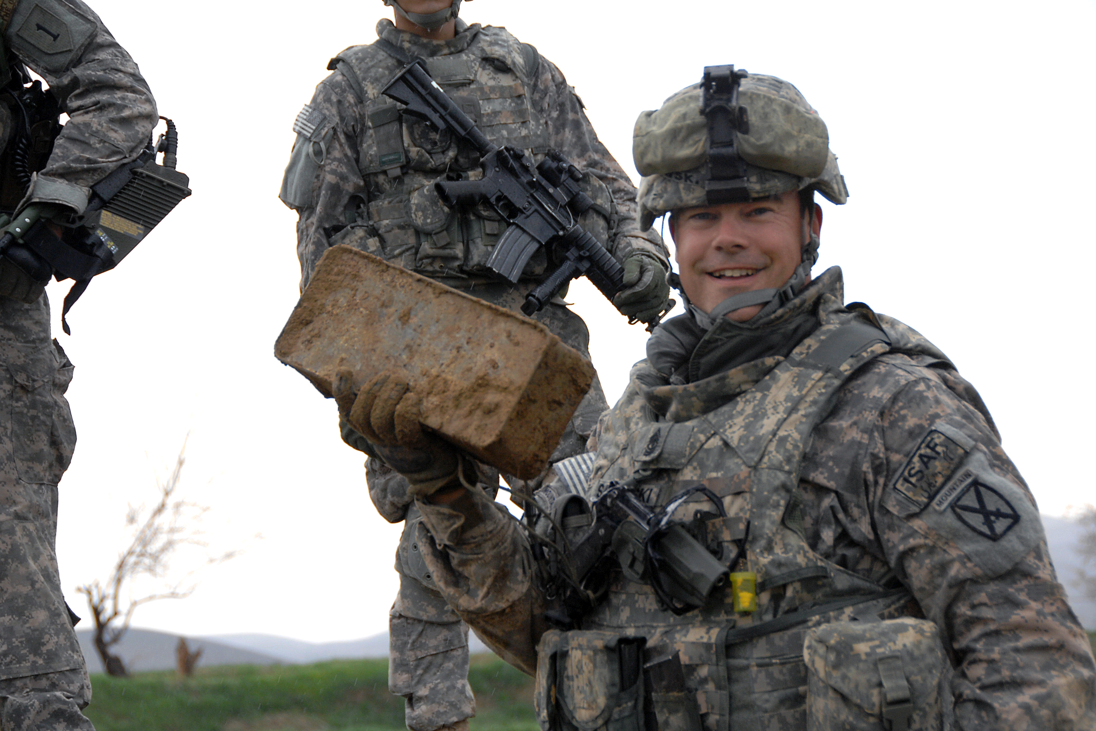 U.S. Army 1st Sgt. Michael Sadowski, works with a provincial mentorship ...