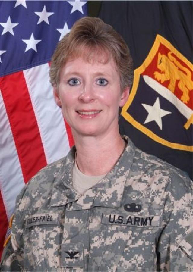 Army Col. Leah R. Fuller-Friel is the first female commander of the U.S ...