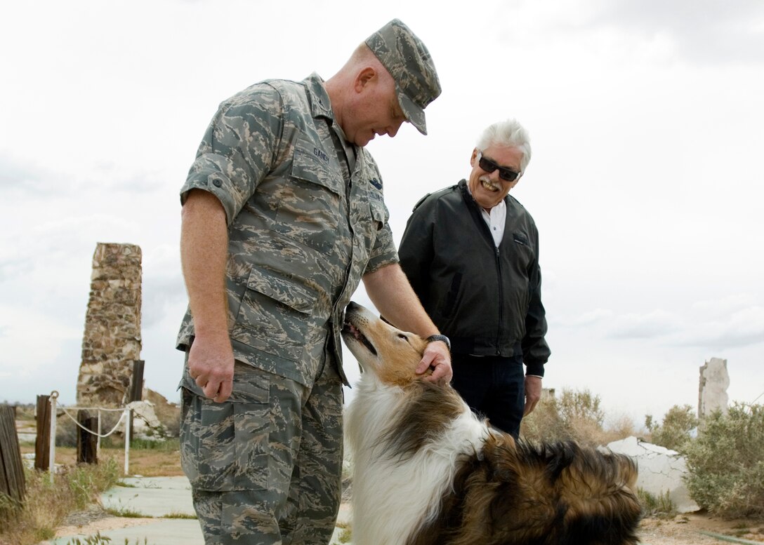 Lassie's descendant visits Pancho Barnes ruins