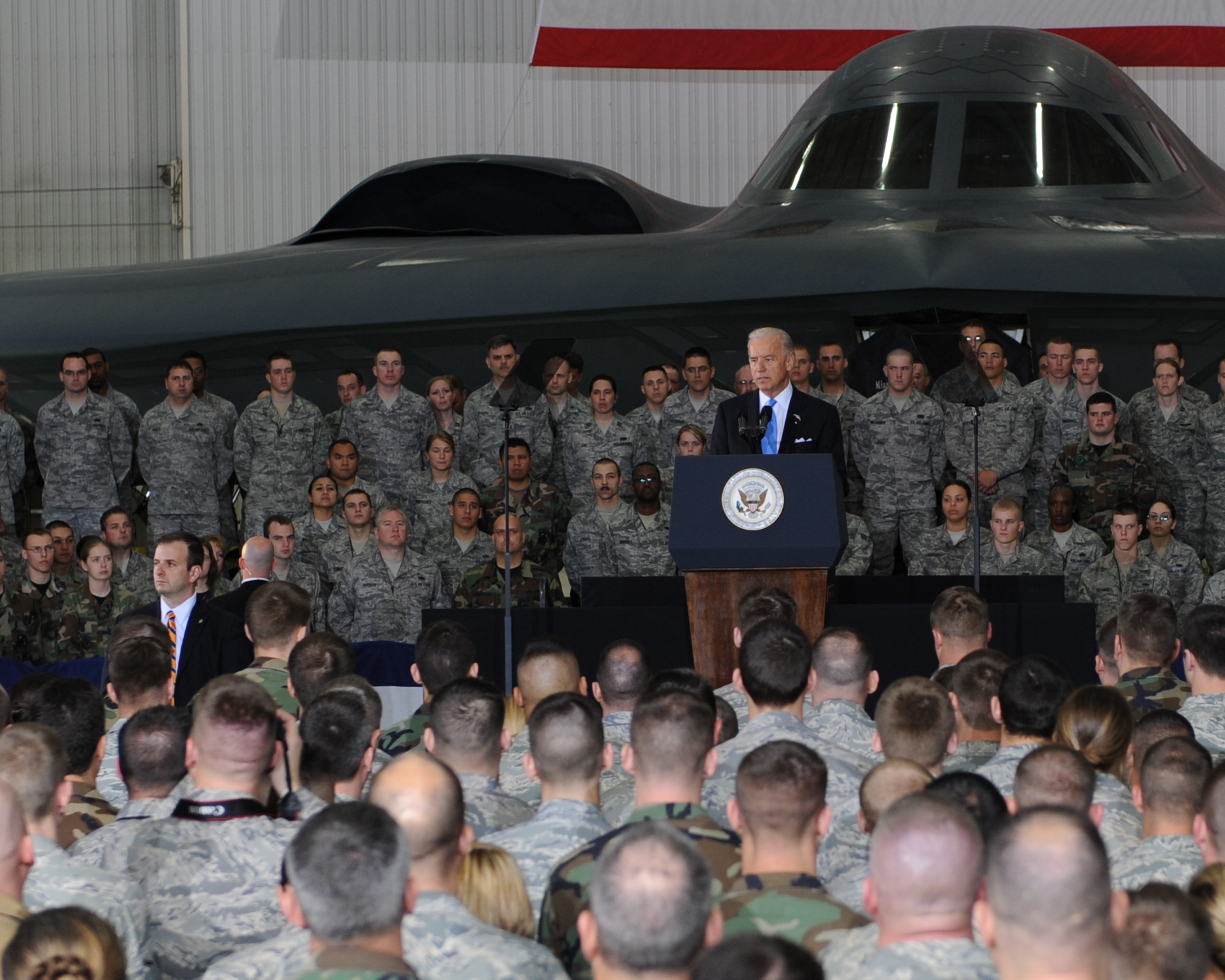 Vice president visits Whiteman AFB > 442d Fighter Wing > Article Display