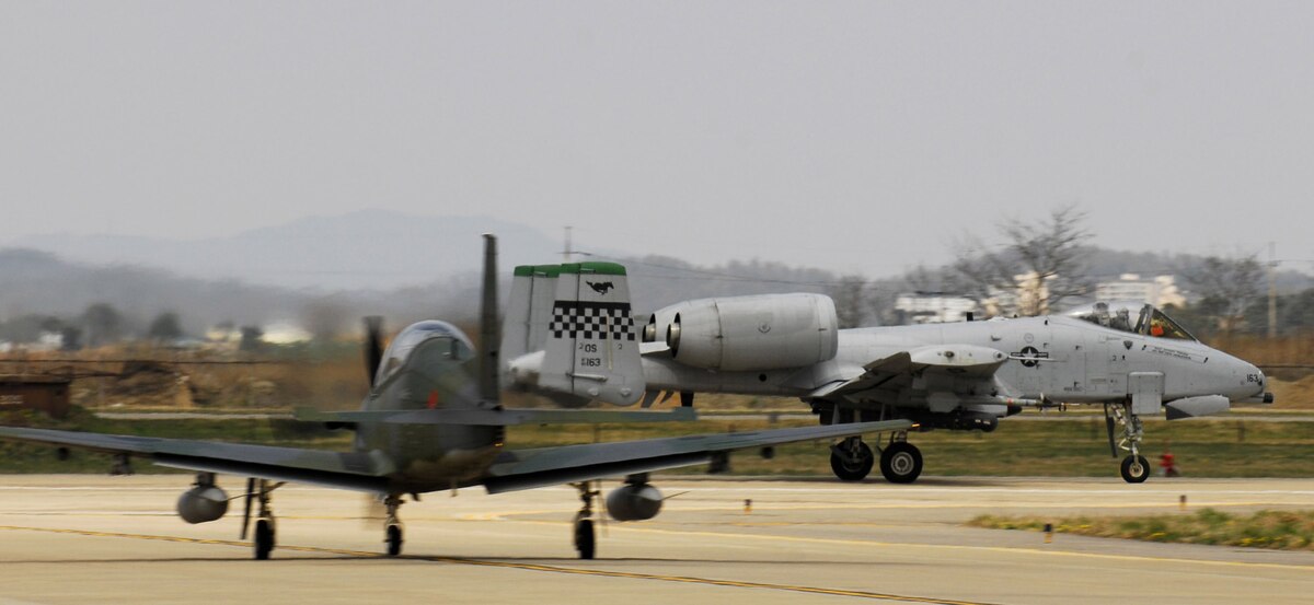 Squadron hosts 'Buddy-Wing' Program > Air Force > Article Display