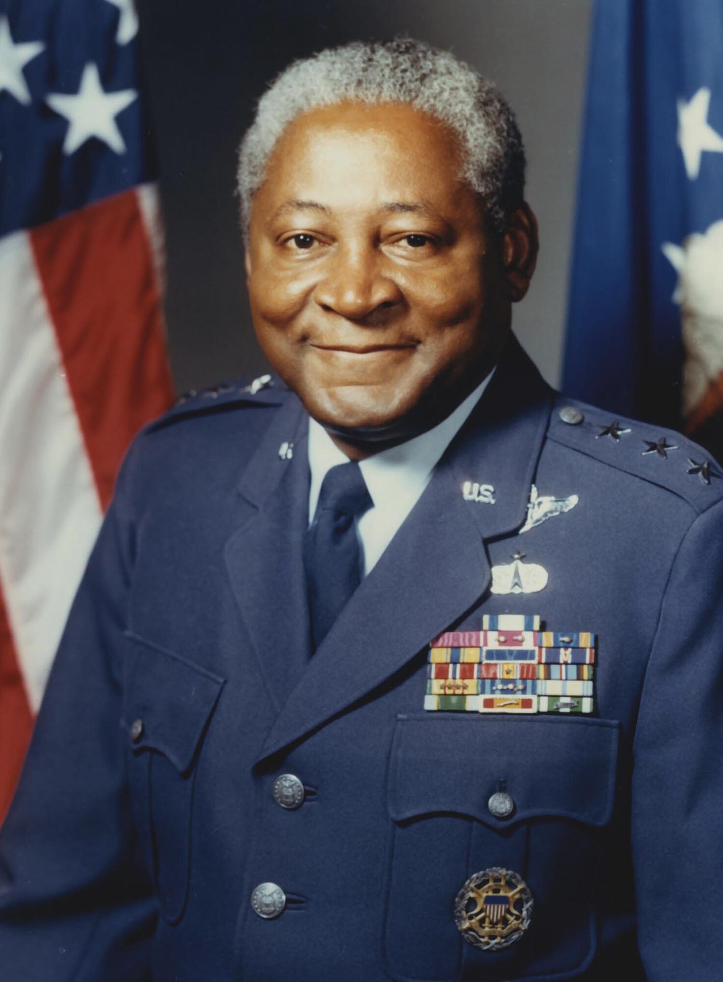 LIEUTENANT GENERAL WINSTON D. POWERS > Air Force > Biography Display
