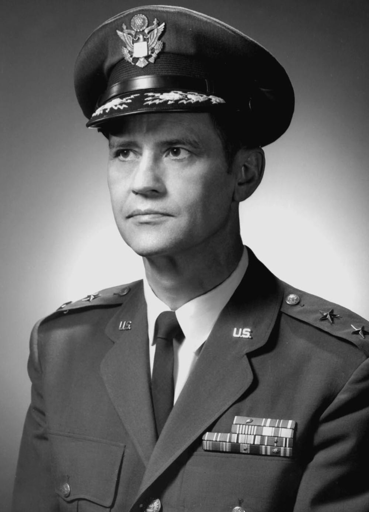 MAJOR GENERAL ERNEST A. PINSON > Air Force > Biography Display