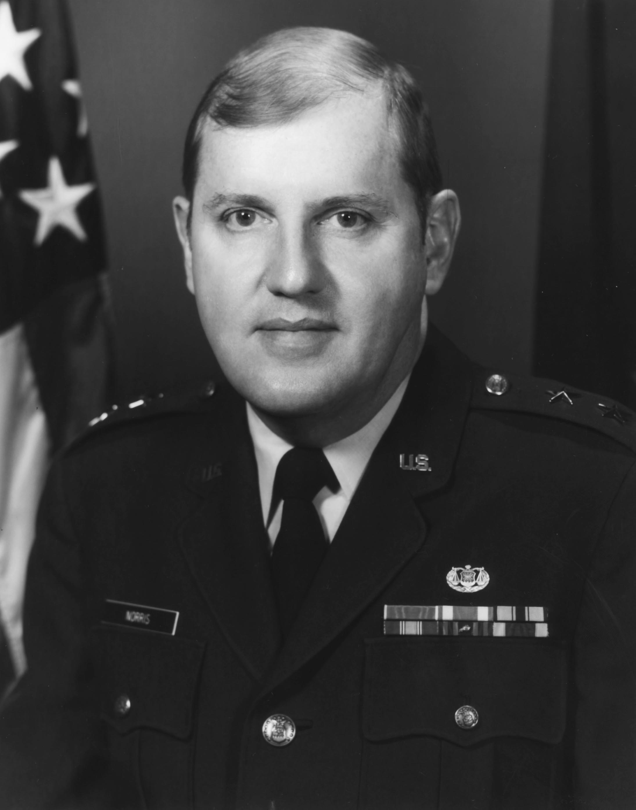 MAJOR GENERAL ROBERT W. NORRIS > Air Force > Biography Display