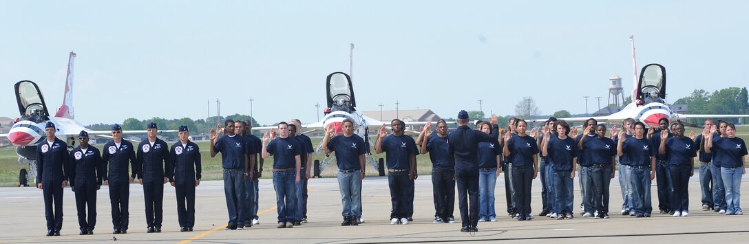 New Faces in the U.S. Air Force