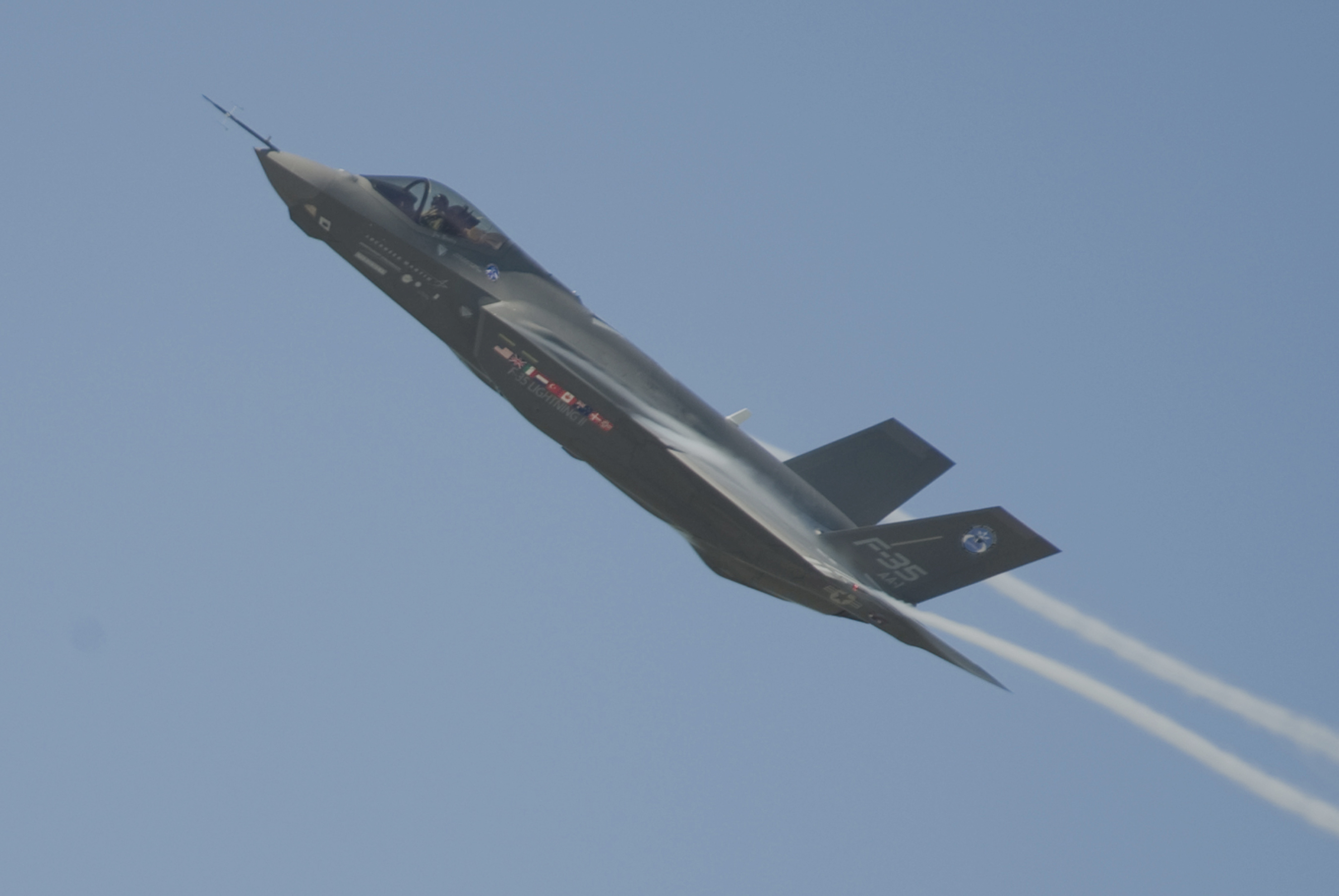 F-35 test plane flies over Eglin > Air Force > Article Display
