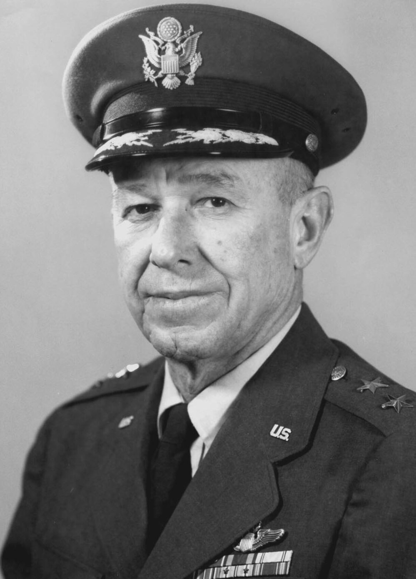 MAJOR GENERAL JAMES E. ROBERTS > Air Force > Biography Display