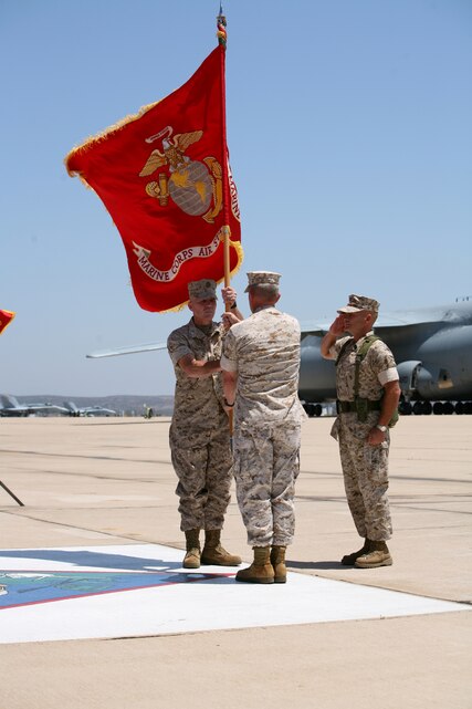 MCAS Miramar welcomes new commander > United States Marine Corps ...
