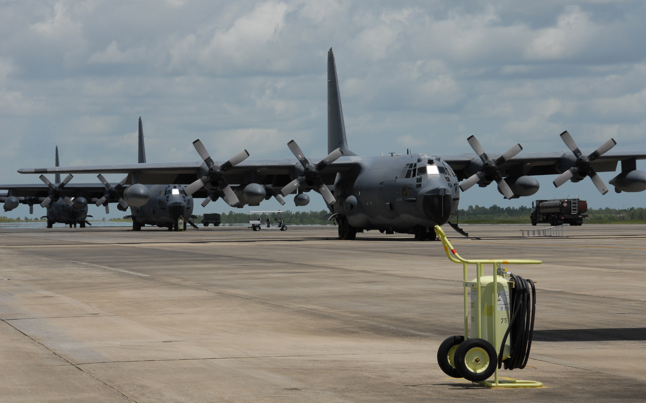 Ready & waiting: Duke Field flightline > 919th Special Operations Wing ...