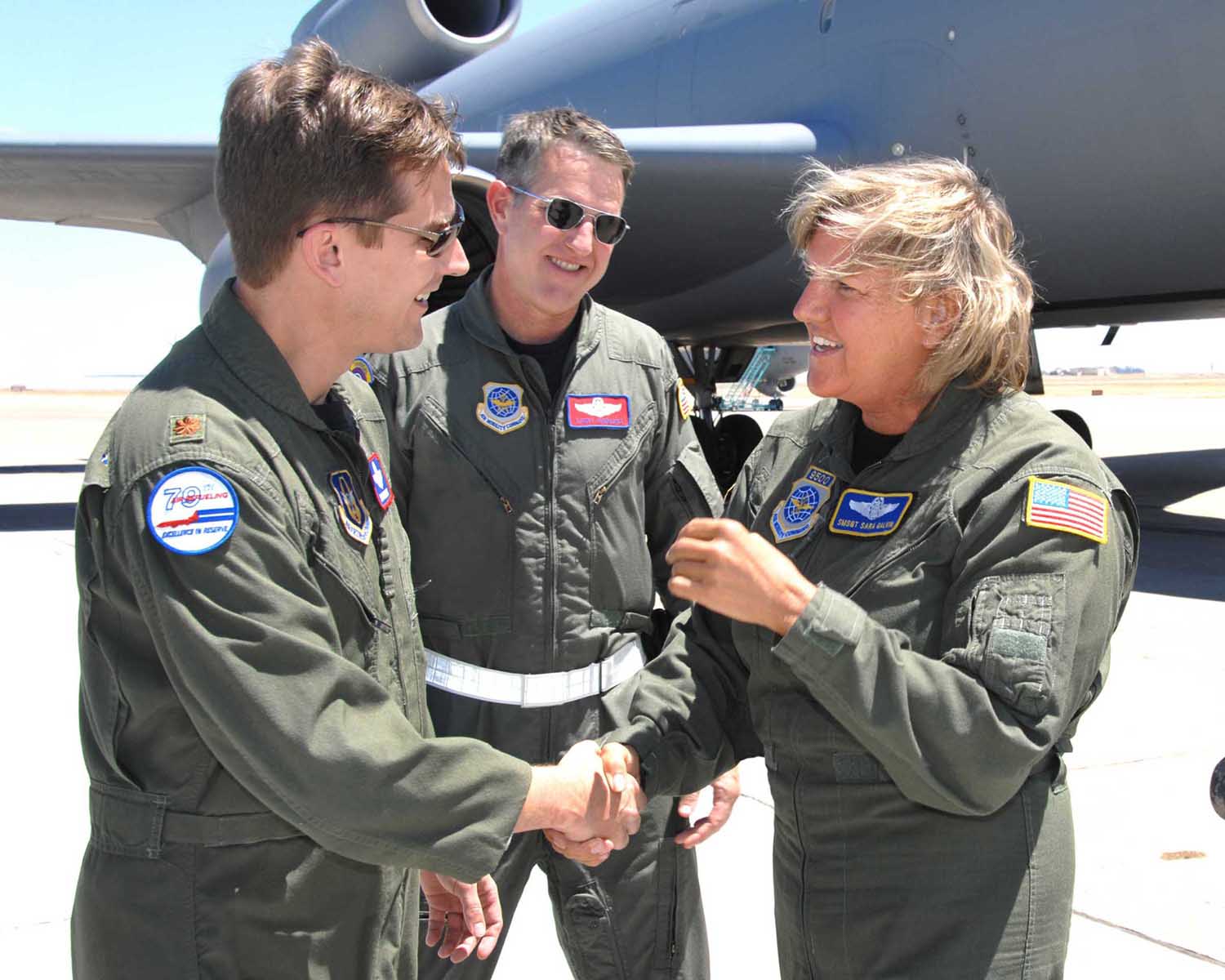 Flight engineer from Travis surpasses 10,000 flying hours > Travis Air ...