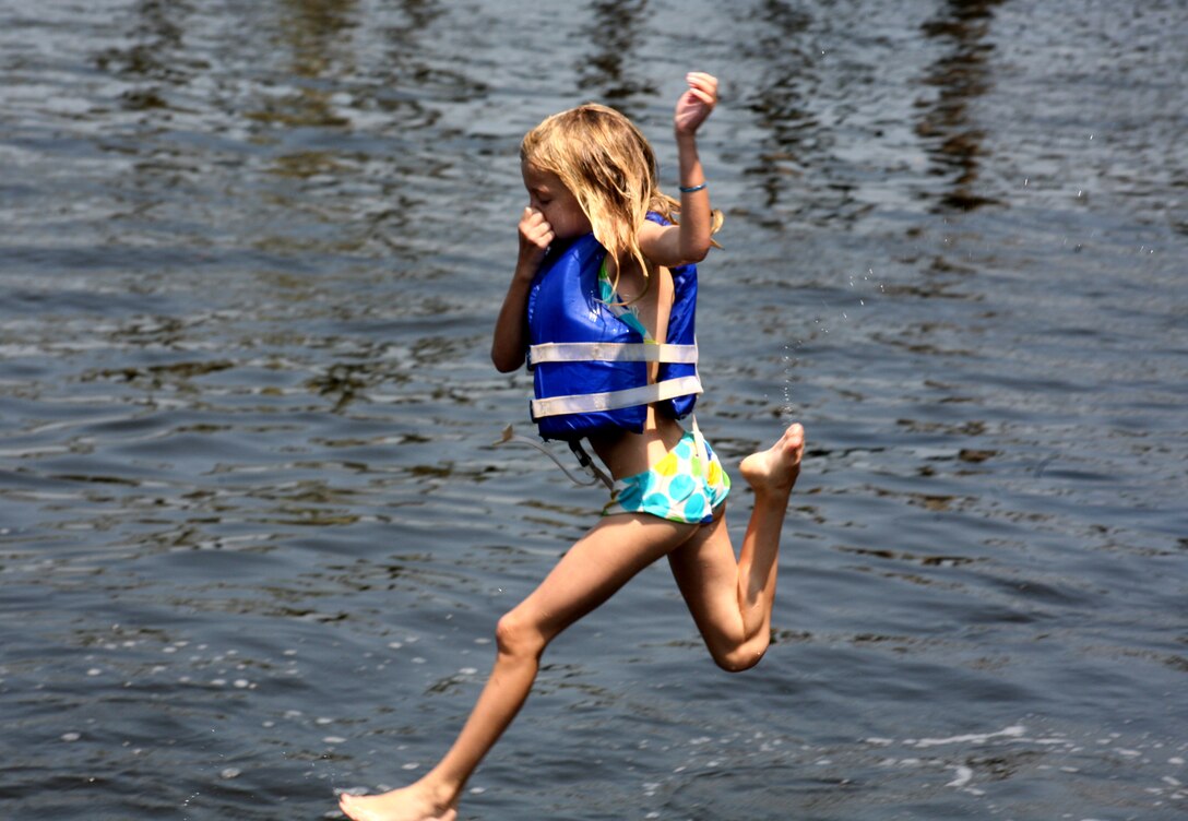 090809-M-3533S-006