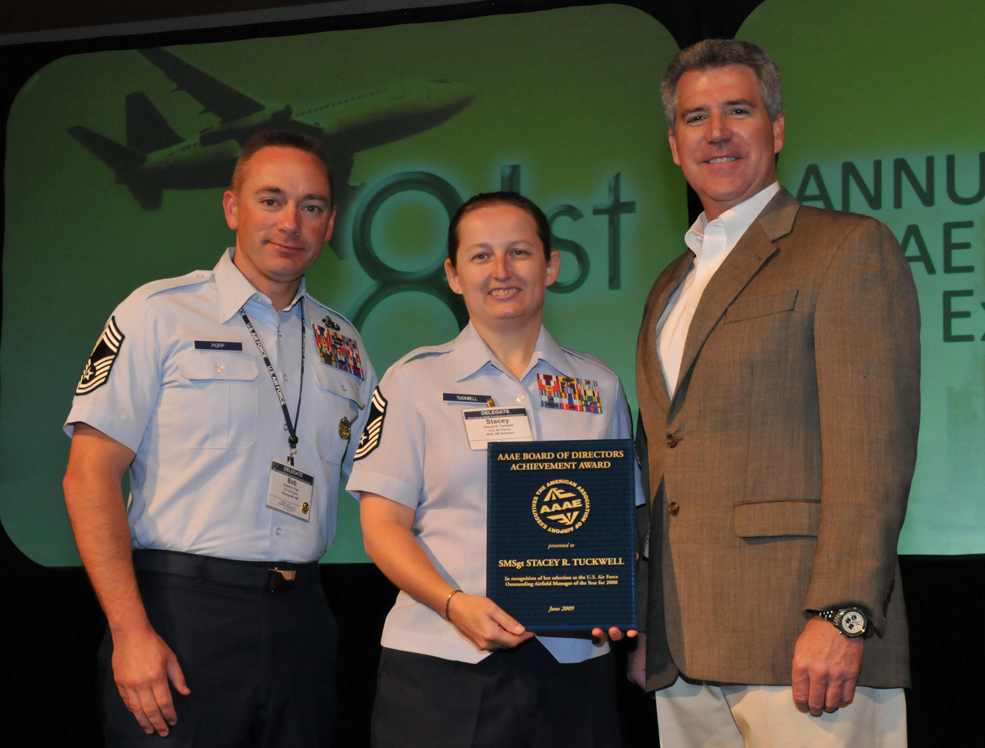 Chief recognized as one of USAF's top airfield managers > U.S. Air ...