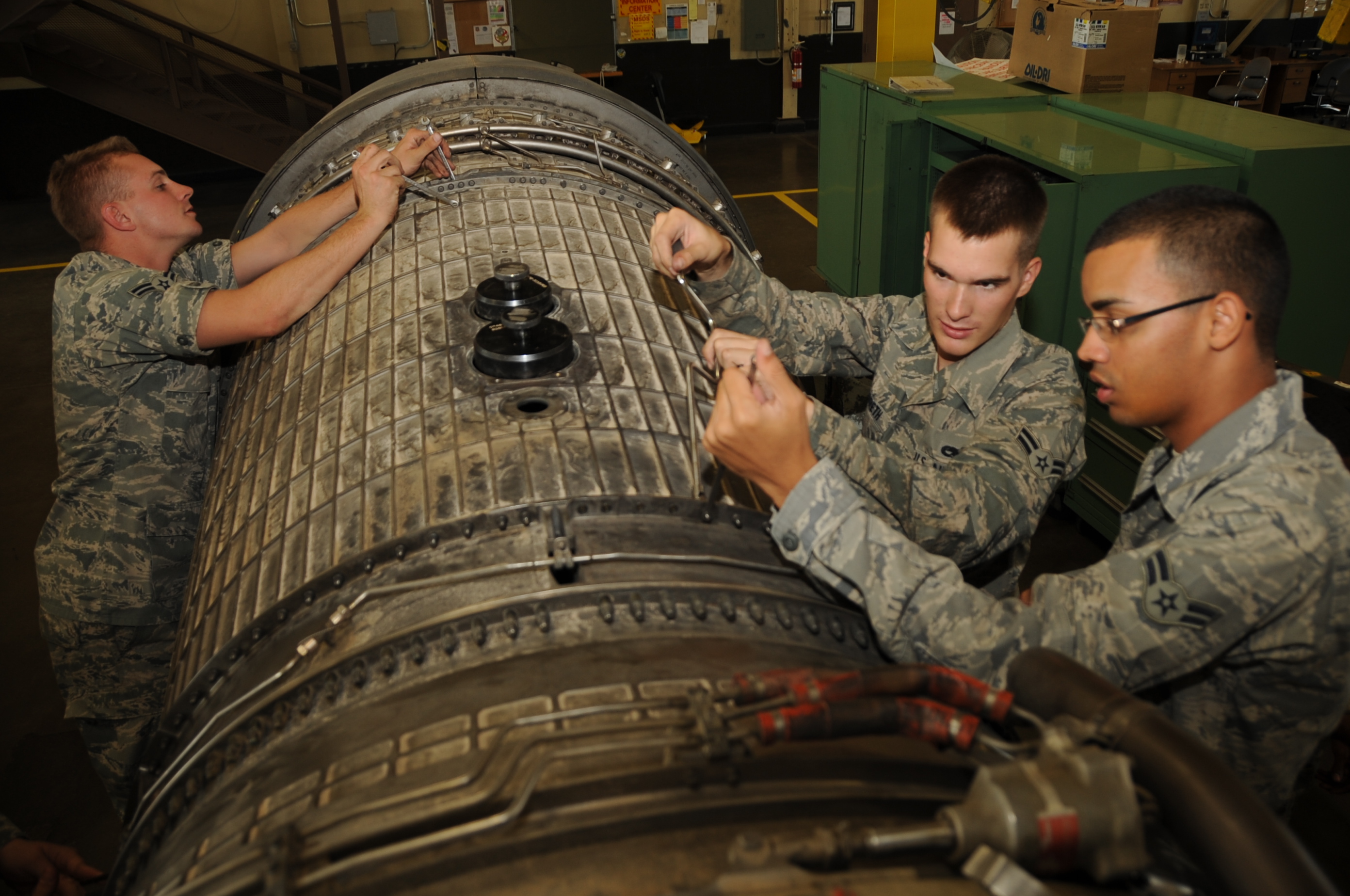 28th Maintenance Group renews B-1 functionality