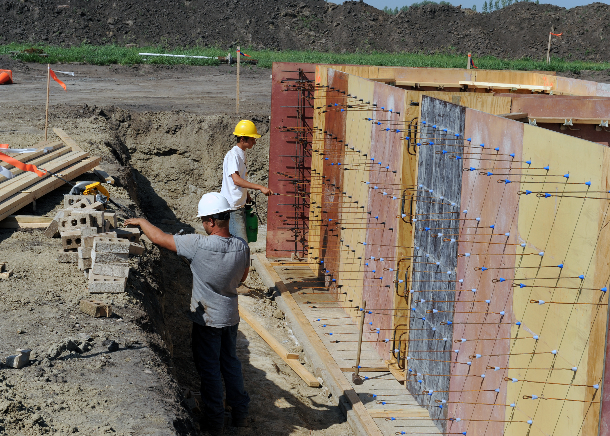 Construction on new radar site continues > Minot Air Force Base ...